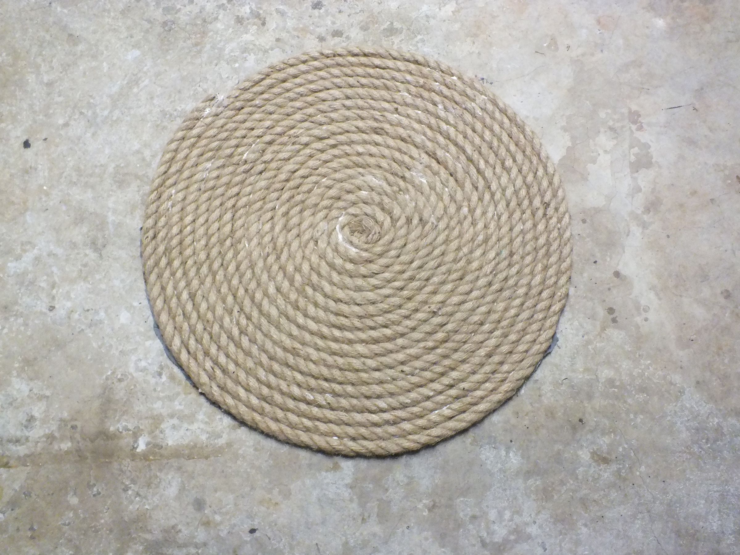 Jute Rope Rug : 6 Steps (with Pictures) - Instructables