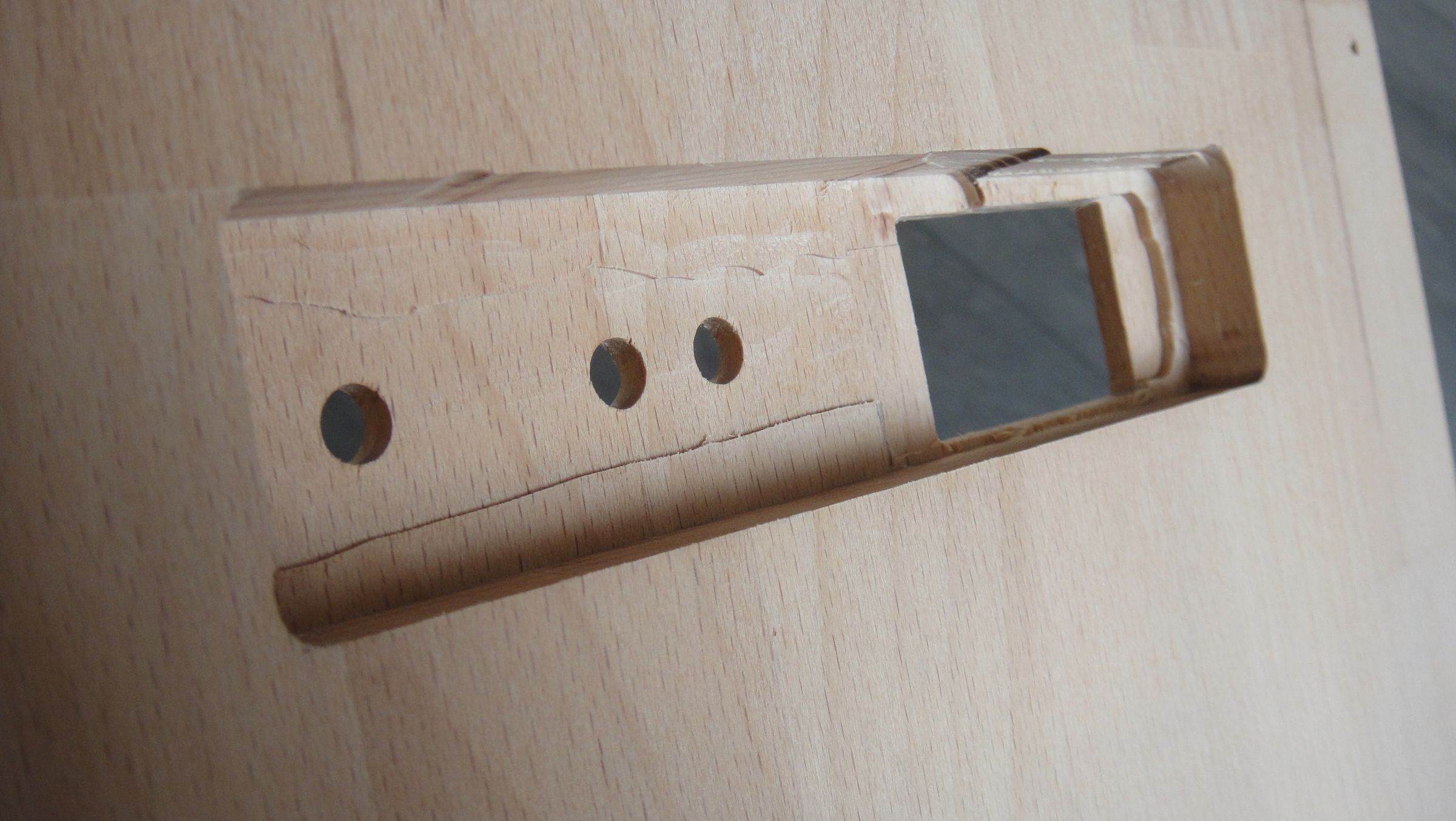 Homemade UV Exposure Box : 4 Steps - Instructables