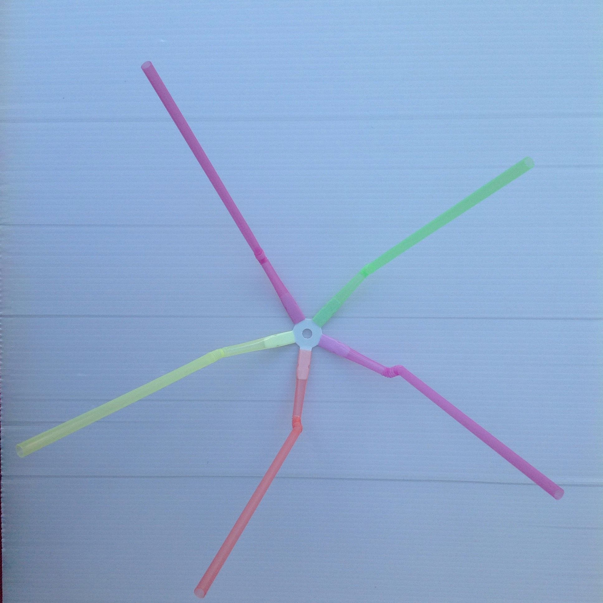 Strawbees Spinning Crazy Scientist Hat : 11 Steps - Instructables