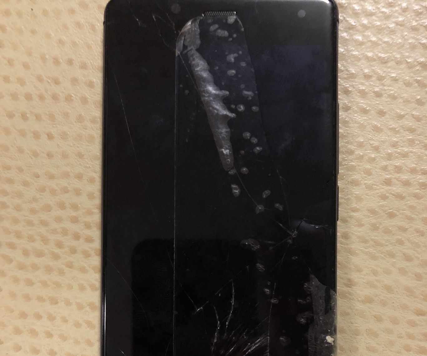 Blu R1 HD Repair : 5 Steps - Instructables