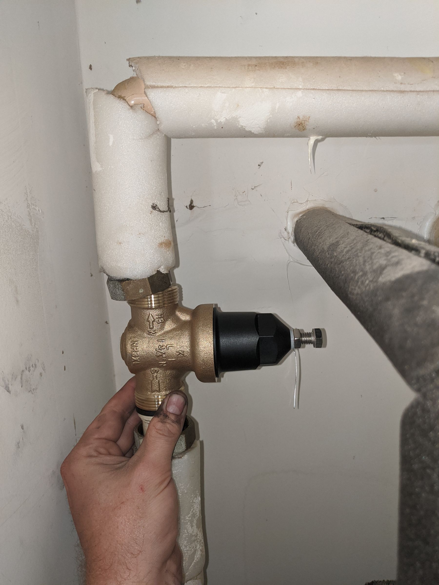 Replacement Pressure Reducing Valve : 7 Steps - Instructables
