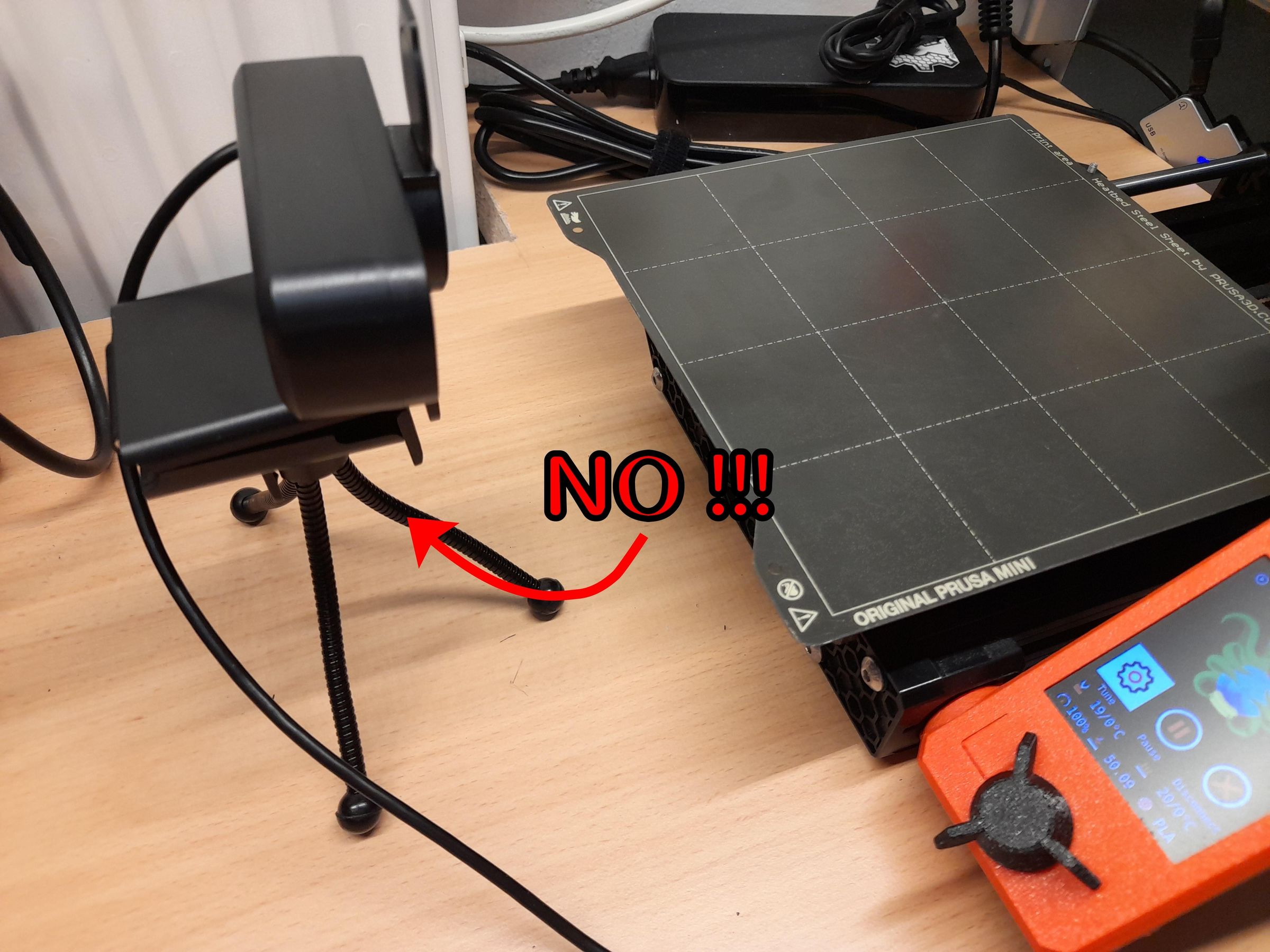 Attach a WebCam to Your Prusa Mini Printer With This 3D-printed Arm : 3 ...