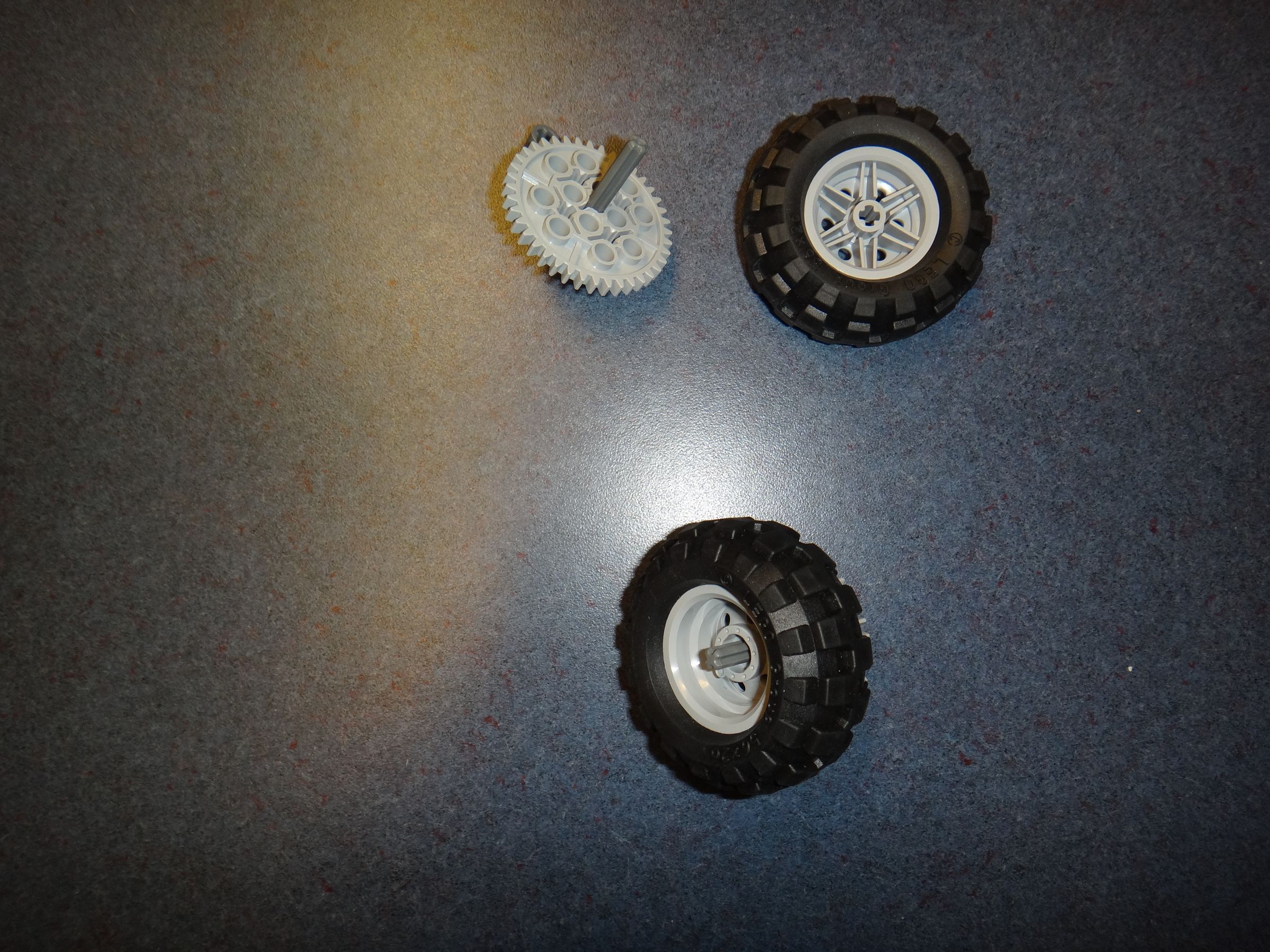 How to Build and Program a NXT Lego Robot : 23 Steps - Instructables