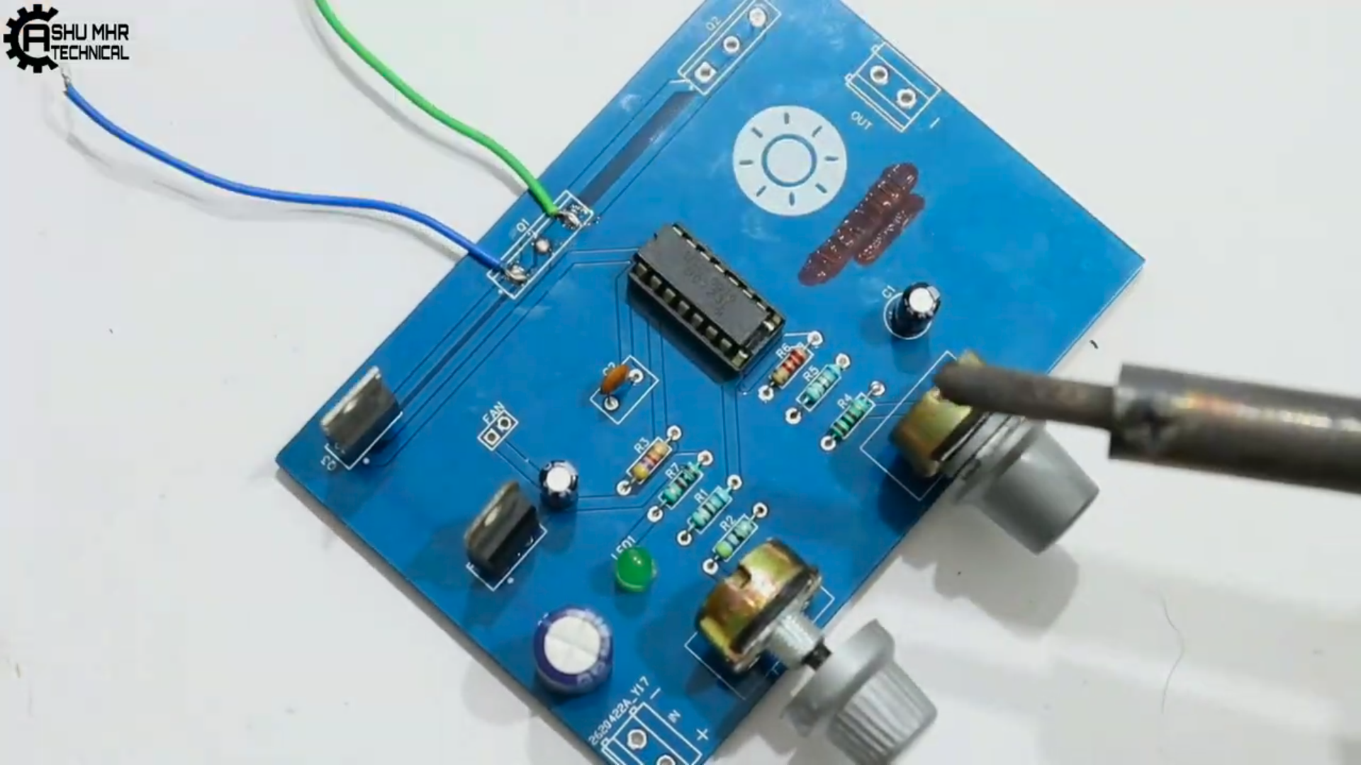 DIY Variable Power Supply : 4 Steps - Instructables