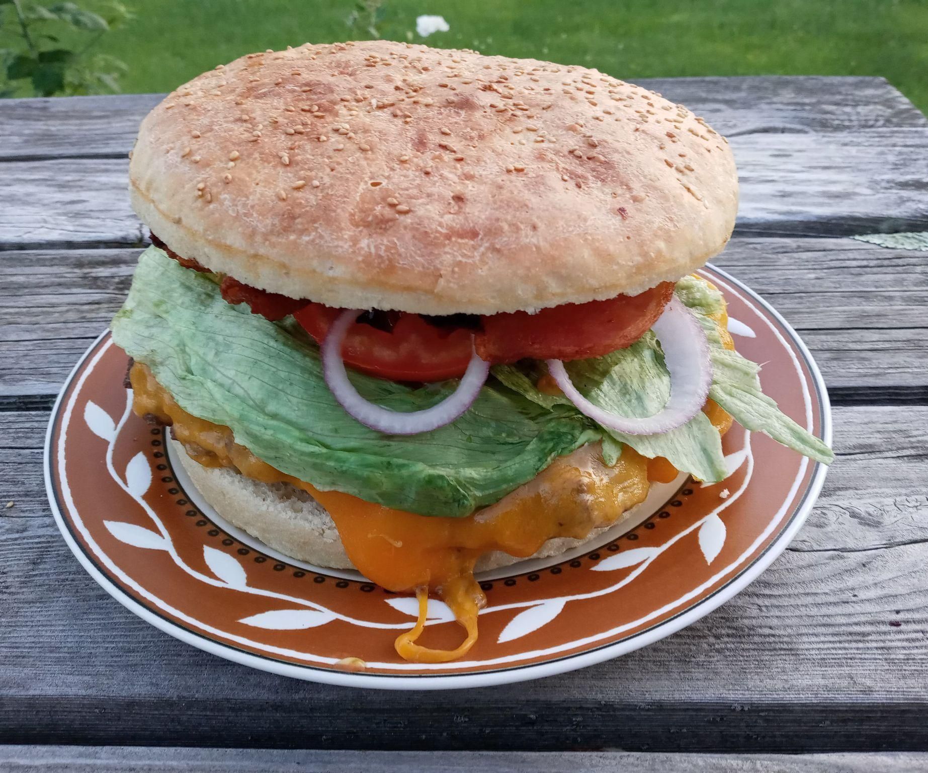 Go Big Bacon Cheeseburger : 4 Steps (with Pictures) - Instructables