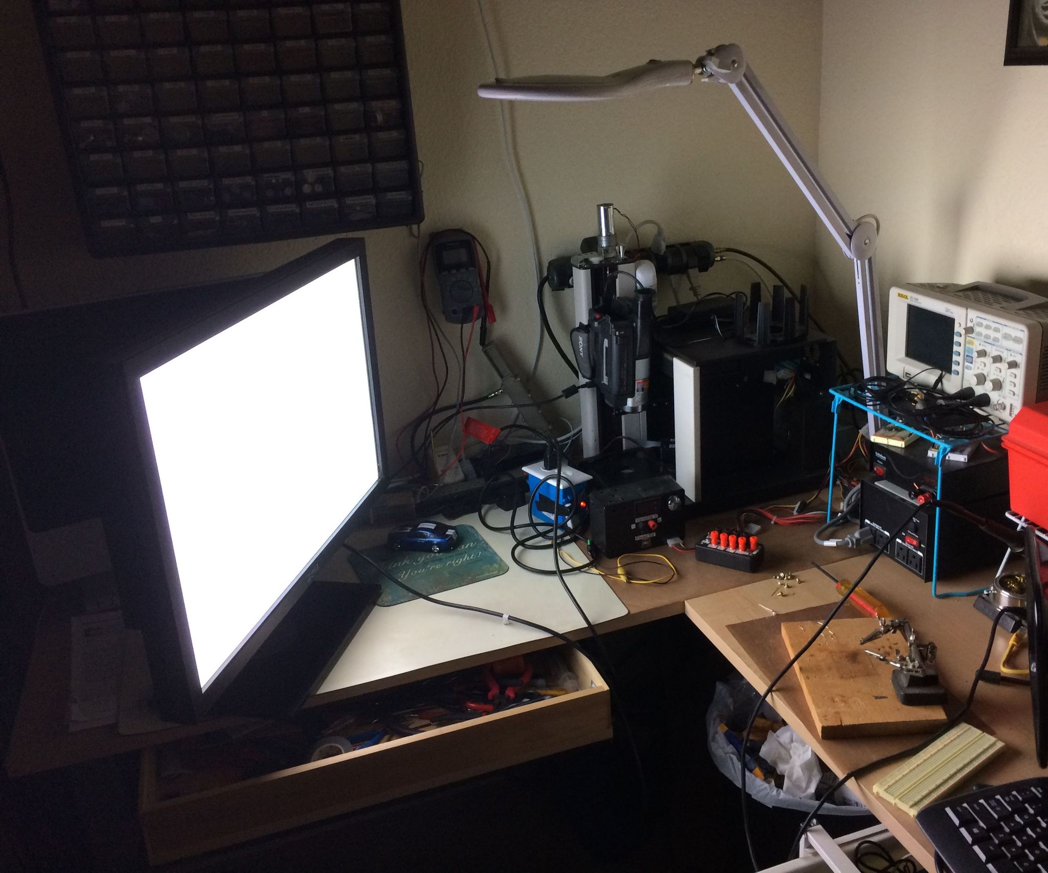 Continuous Light Panel With Regulated Brightness From a Broken LCD Monitor : 3 Steps - Instructables