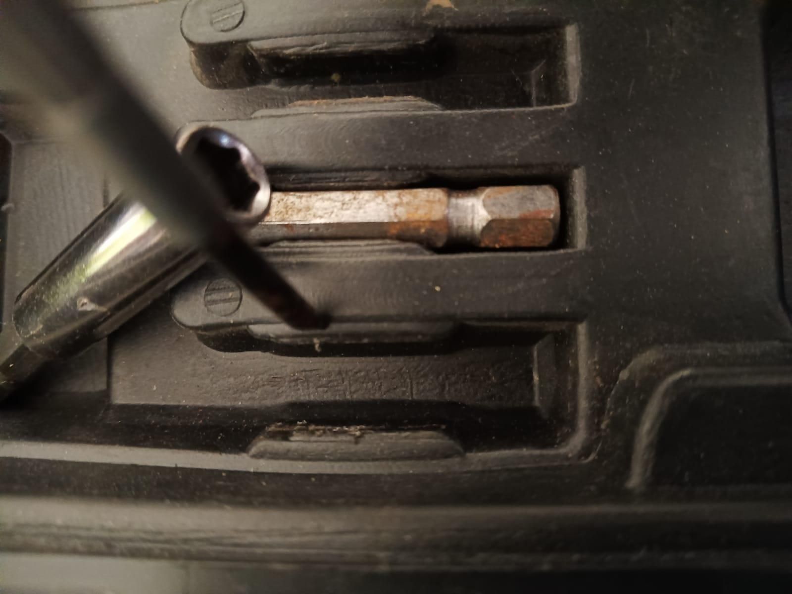 Homemade Portable Toolkit Suitcase : 4 Steps - Instructables