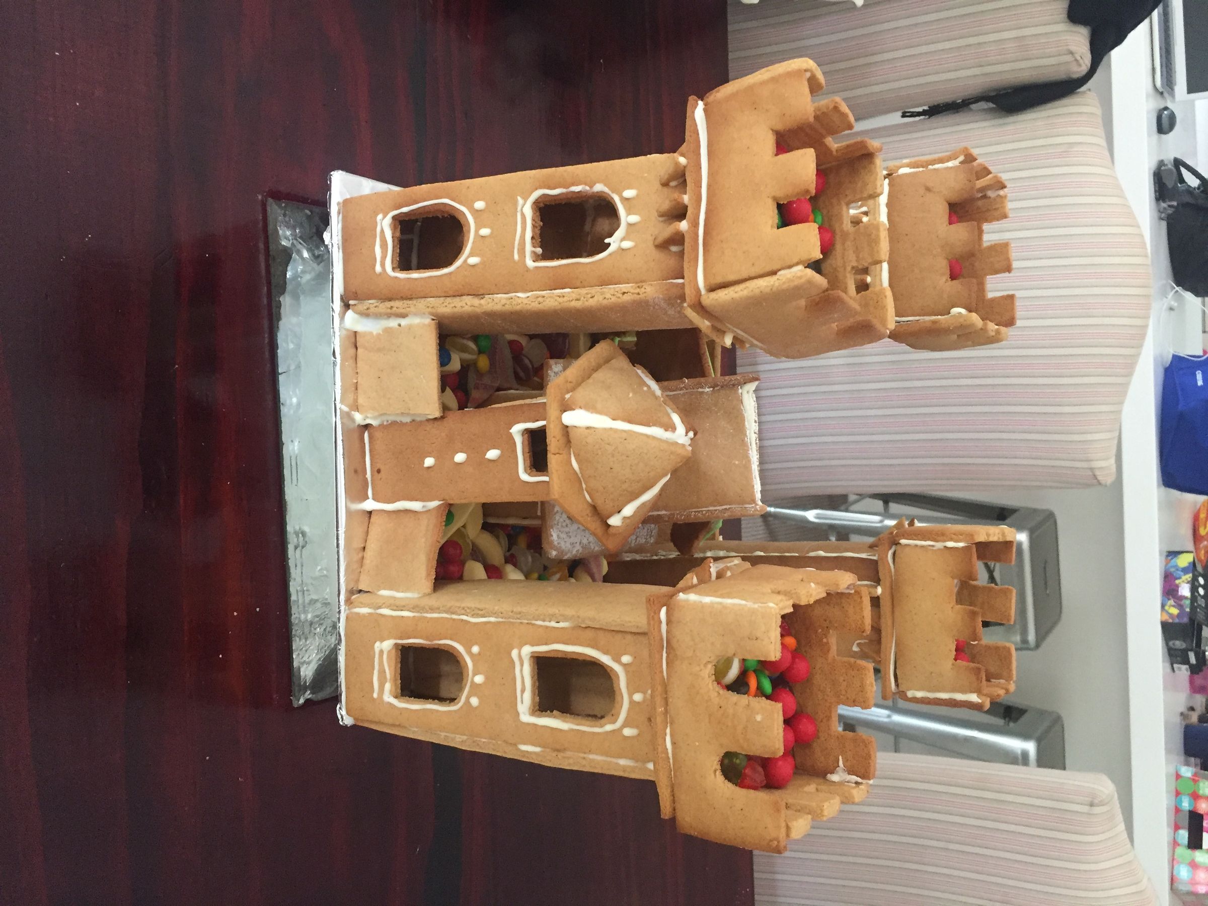 Gingerbread Castle : 6 Steps (with Pictures) - Instructables