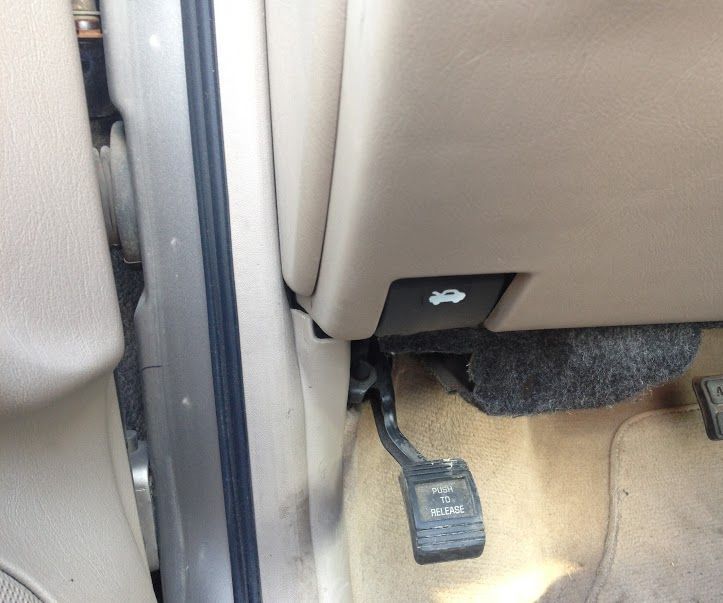 How to Perform Basic Car Maintenance : 4 Steps - Instructables