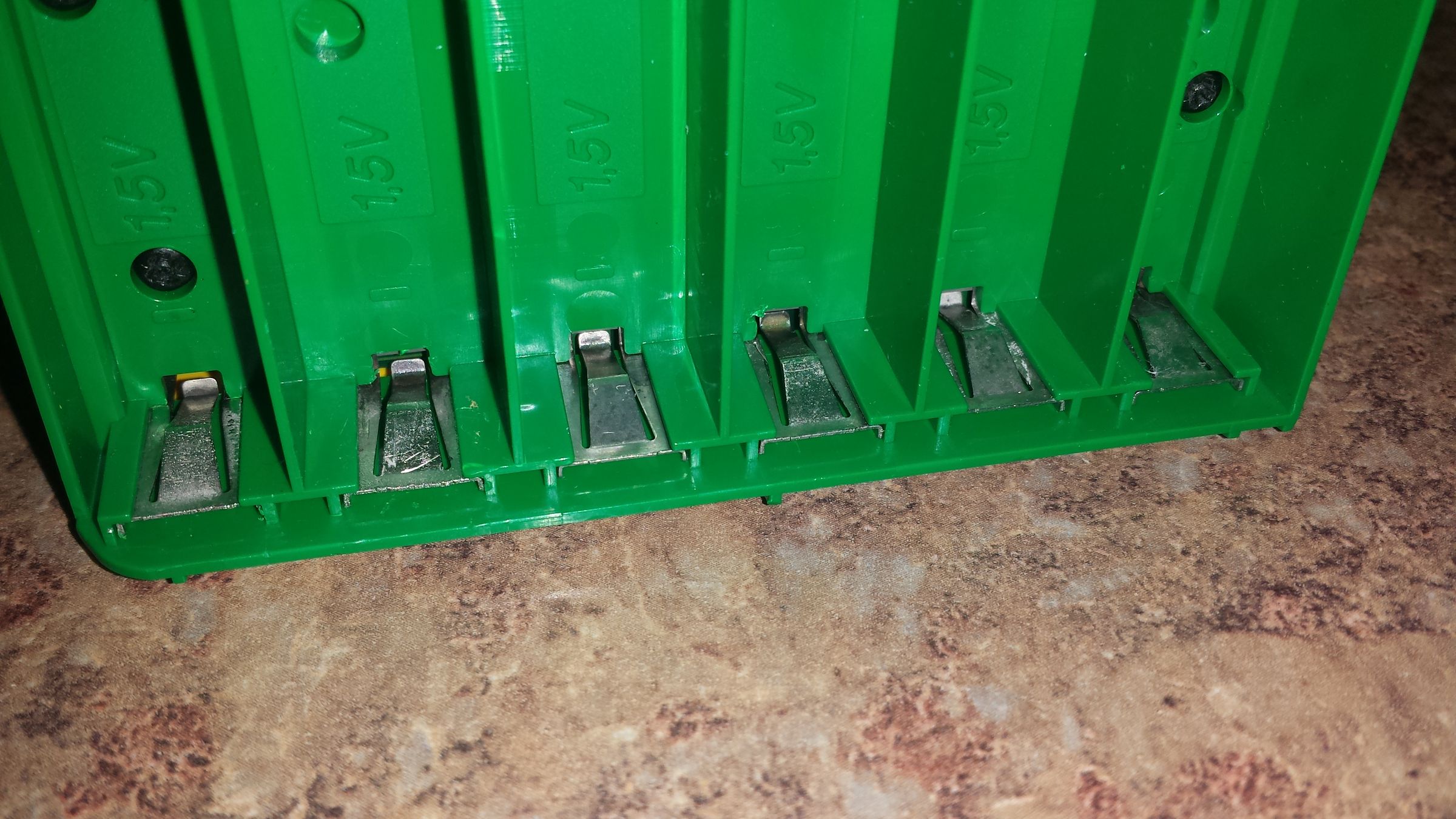 Restoring Corroded Battery Contacts : 7 Steps (with Pictures ...