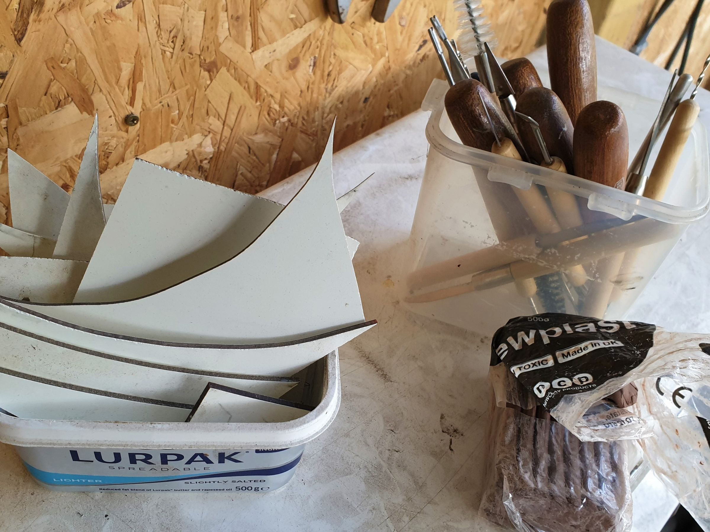 How to Make and Use 'sprigs' (low Relief Sculpture Moulds Used on ...