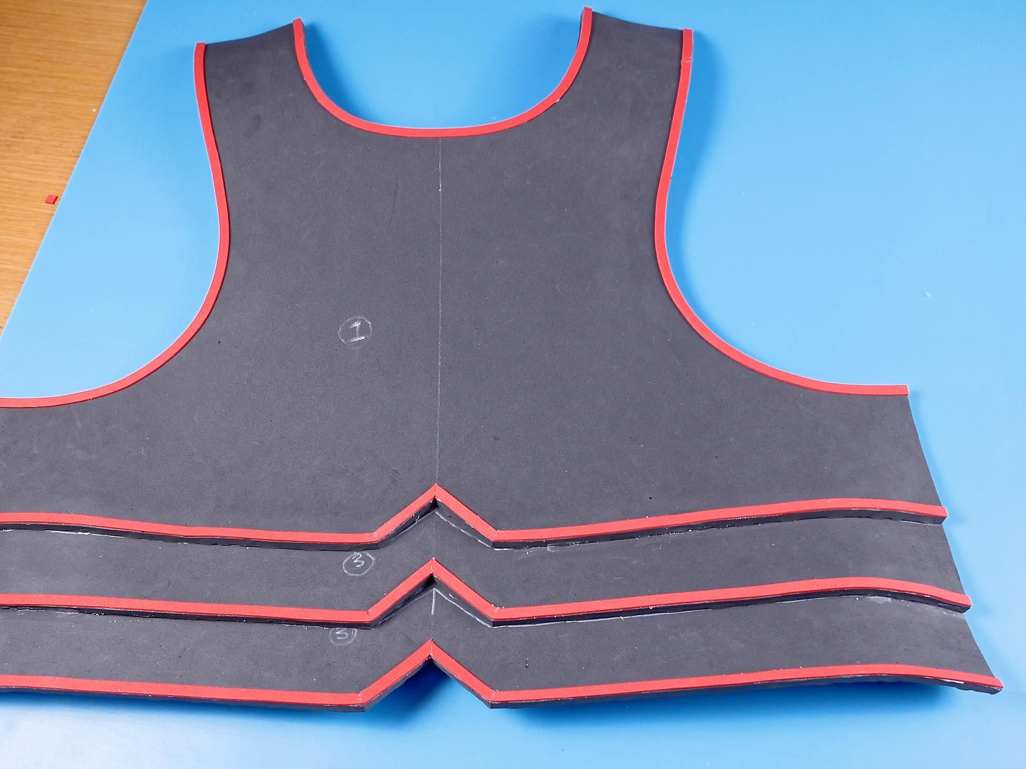 Make Knight Armor From a Floormat and Hot Glue! : 35 Steps (with ...