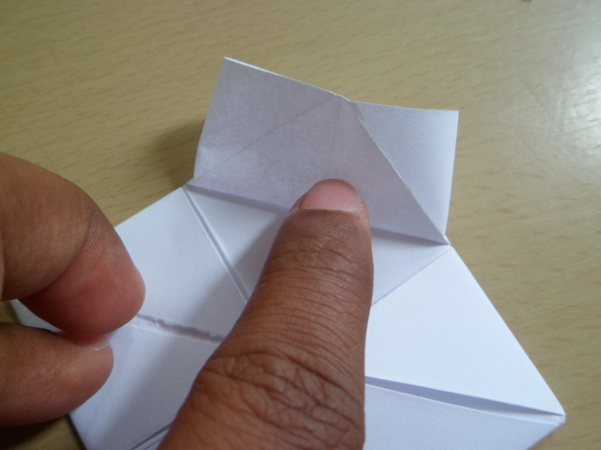 Origami Robo : 8 Steps - Instructables