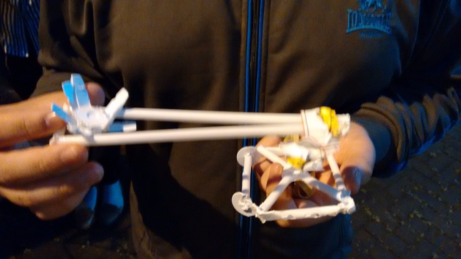 Strawbees Catapult : 4 Steps - Instructables