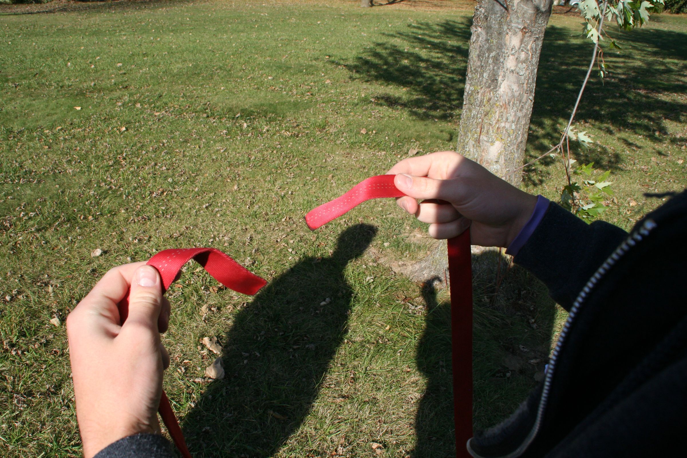 How to Set Up a Slackline : 10 Steps (with Pictures) - Instructables