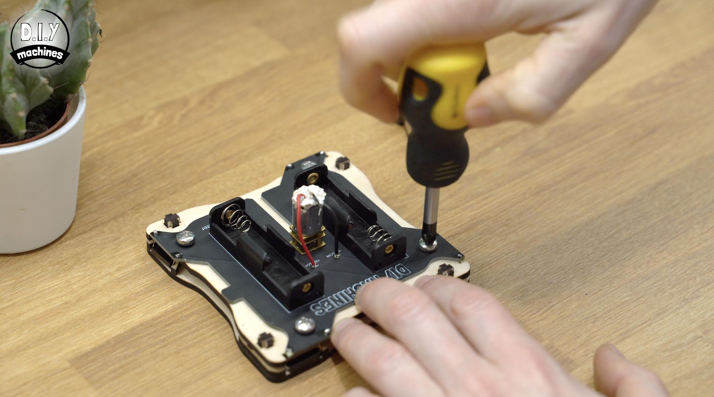KINETIC COASTERS With a TWIST! Laser or 3D Printable : 24 Steps (with ...