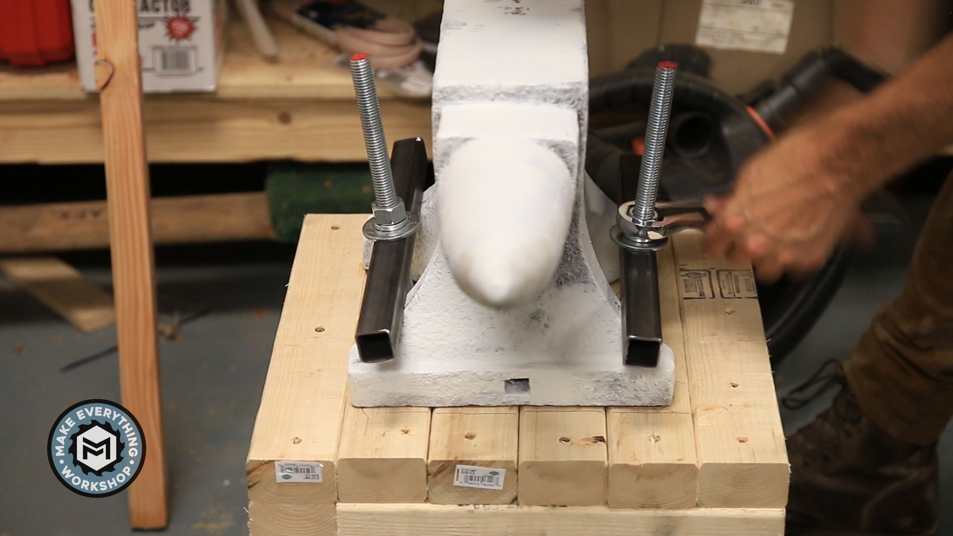 How To: 100lb Anvil Stand : 12 Steps (with Pictures) - Instructables