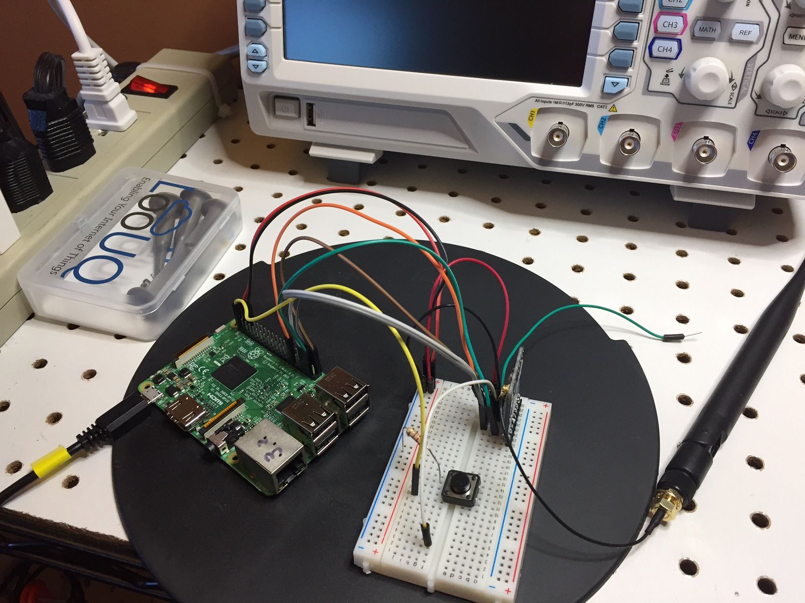 Turn an Arduino Into a Quick & Easy LoRa Packet Sniffer : 4 Steps (with ...