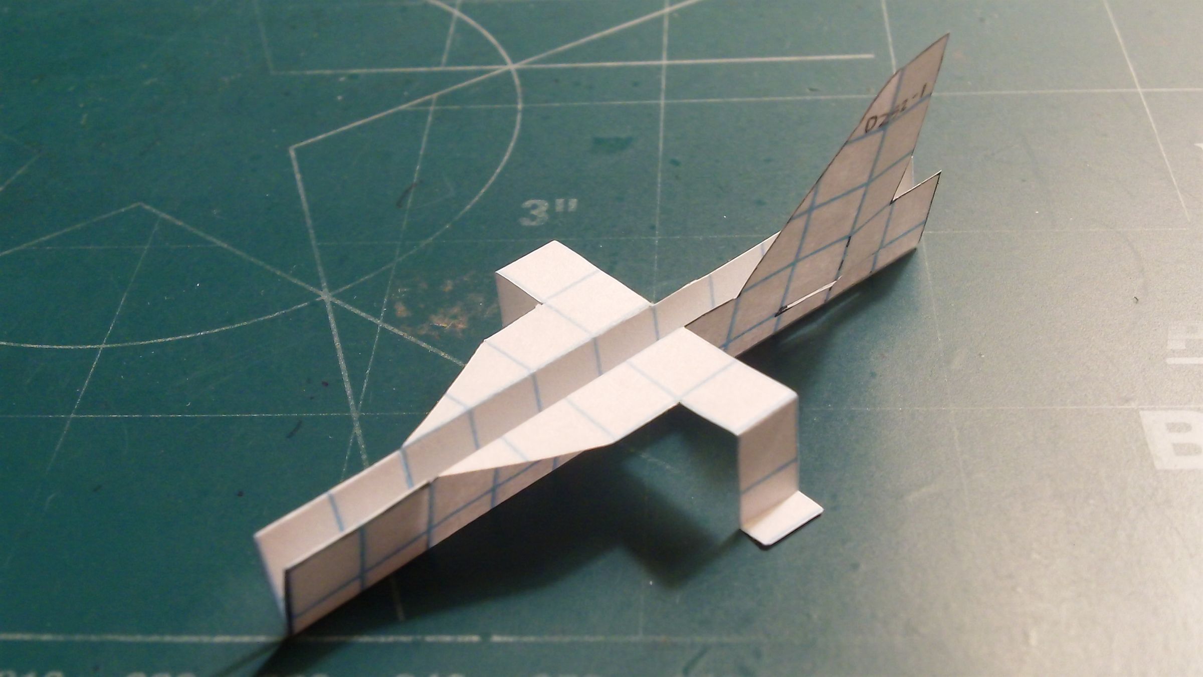 How to Make the Locust Paper Airplane : 5 Steps - Instructables
