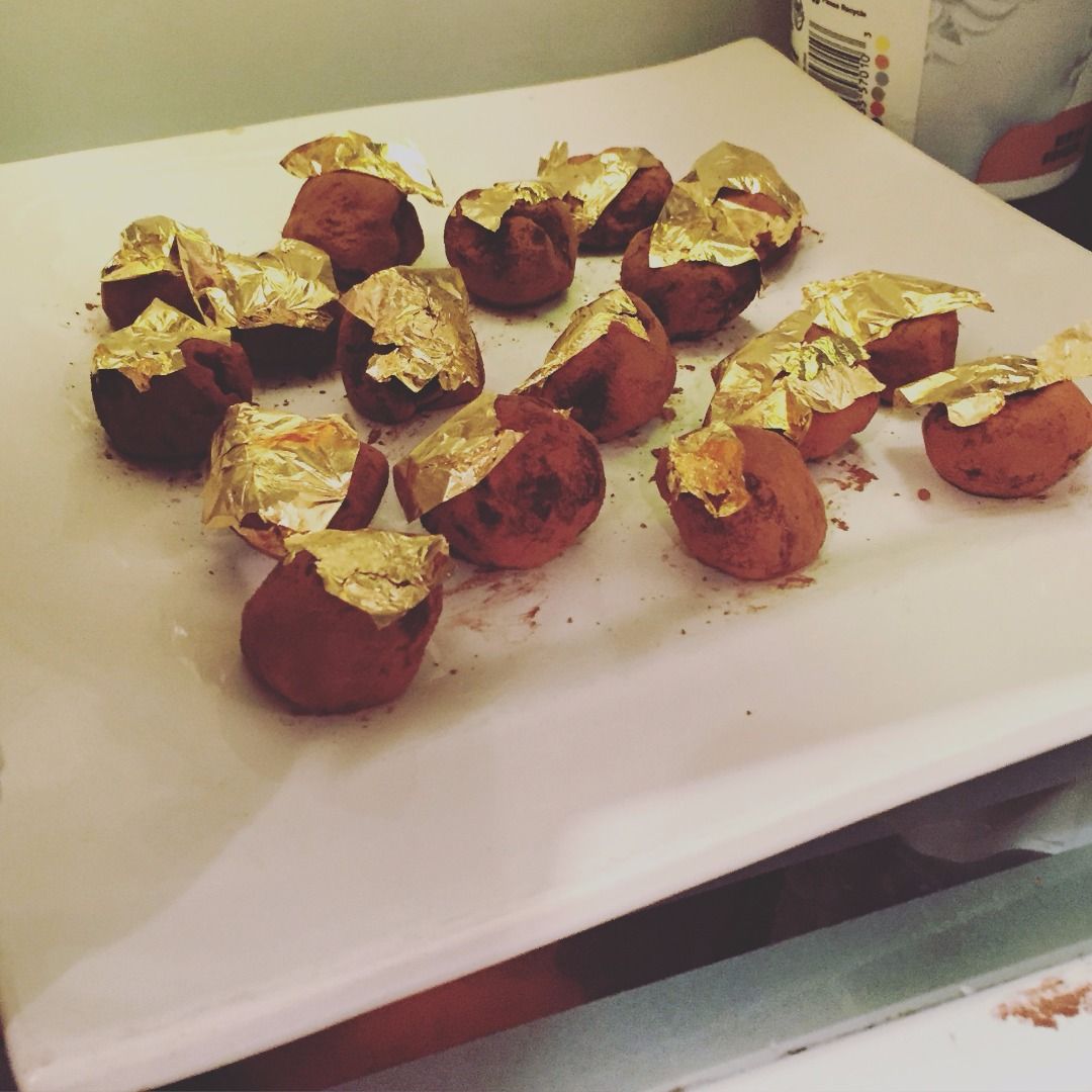 How to Make (easy) Delicious Holiday Truffles : 7 Steps (with Pictures ...