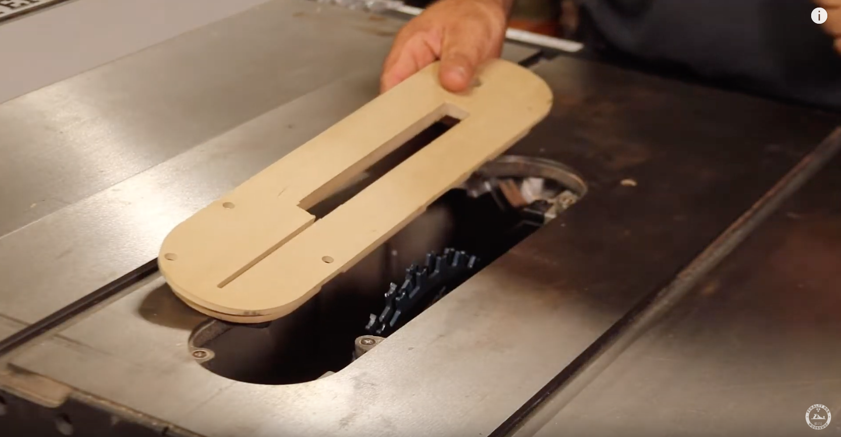 How to Install and Use a Dado Stack : 7 Steps (with Pictures) - Instructables