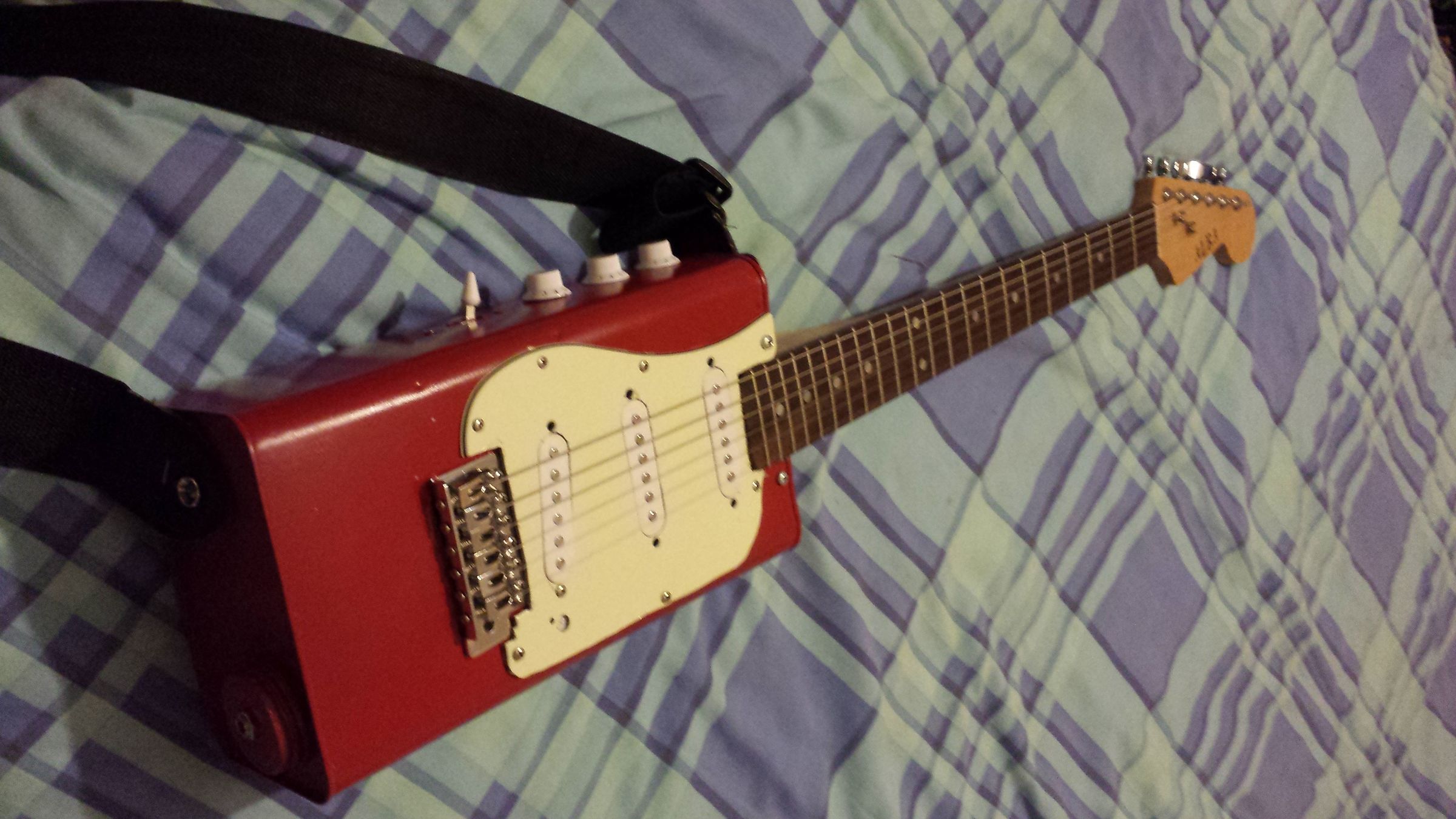 Oil Can Guitar : 7 Steps (with Pictures) - Instructables