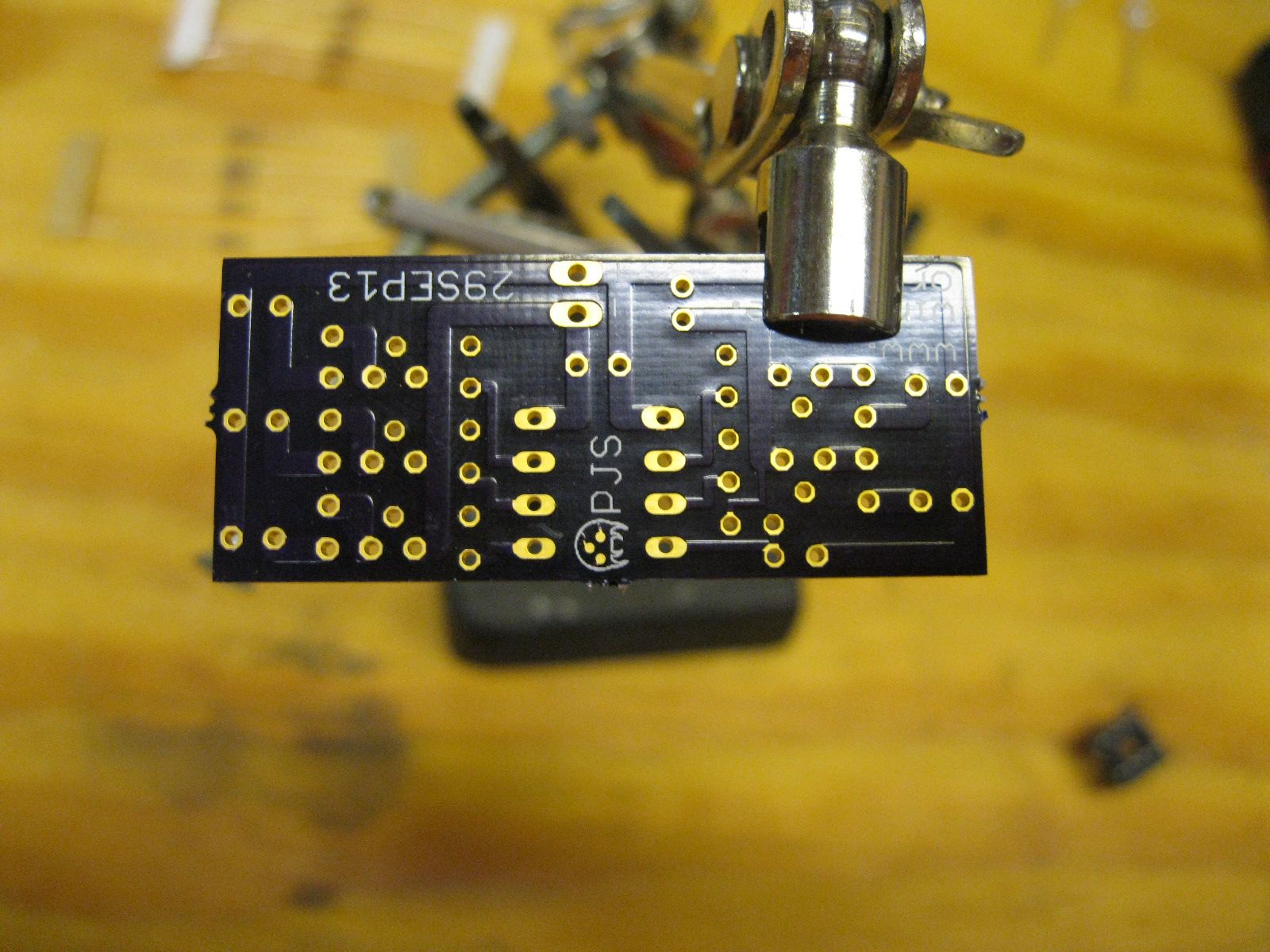 How to Build a 5 Channel Flame-less LED Candle Simulator : 16 Steps ...