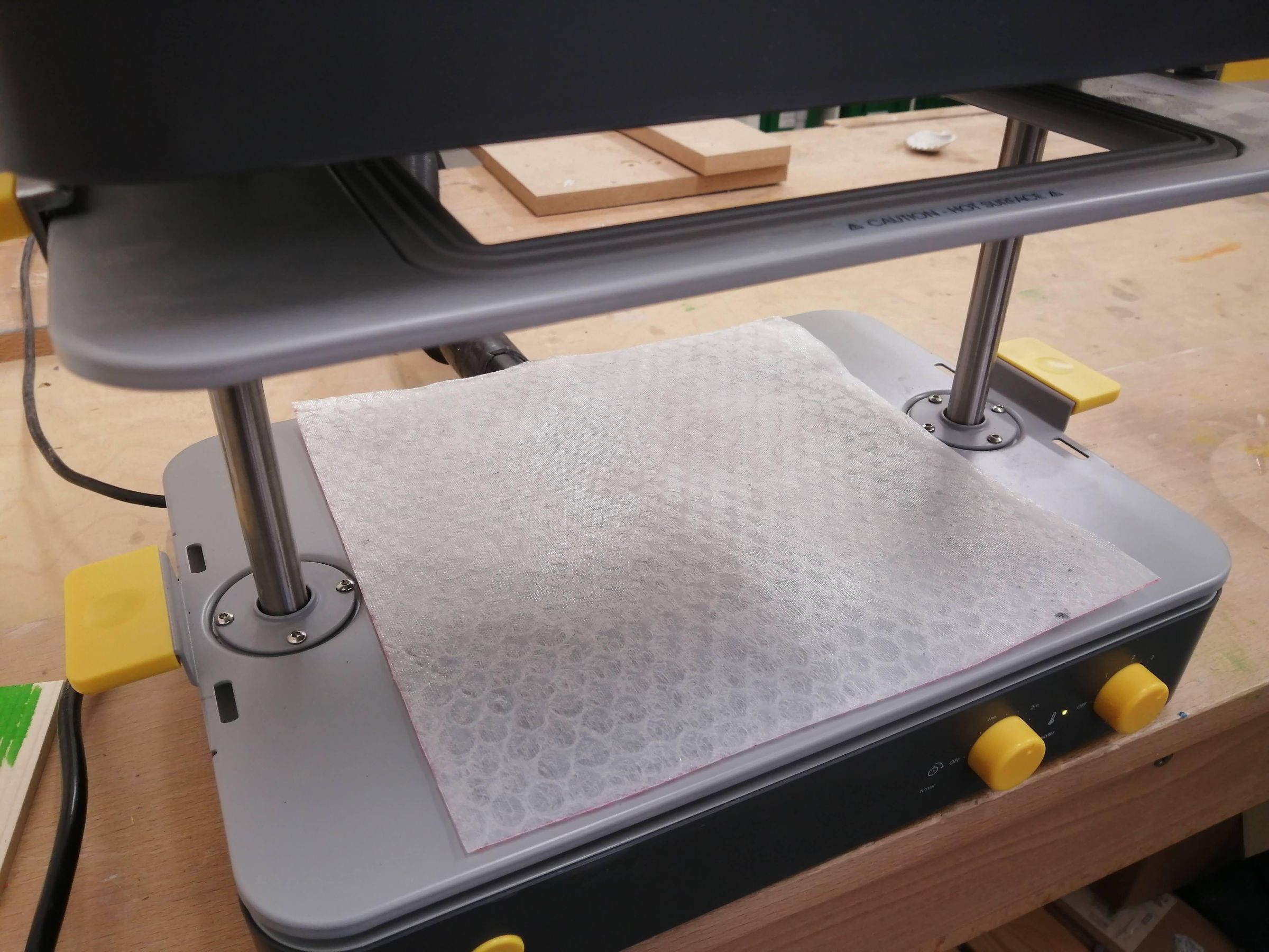 Vacuum Form Upcycled Bubble Wrap : 6 Steps (with Pictures) - Instructables