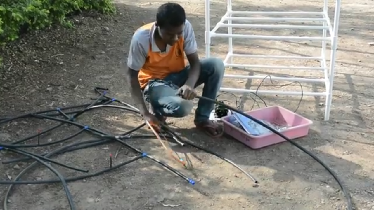 PVC Pipe Hydroponics Structure. : 5 Steps (with Pictures) - Instructables