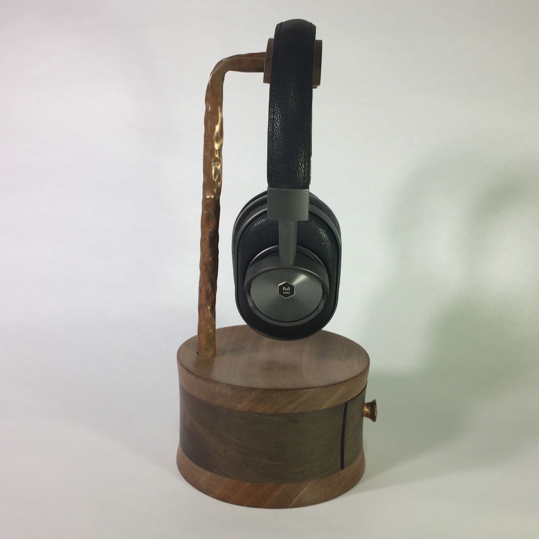 Make It - Headphone Stand : 5 Steps (with Pictures) - Instructables