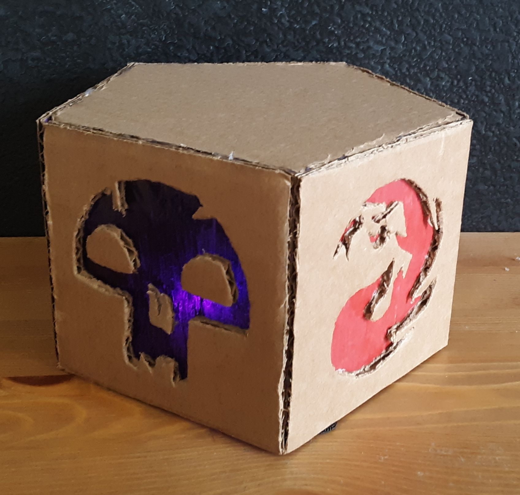 Magic: the Gathering Mana Lamp : 4 Steps - Instructables