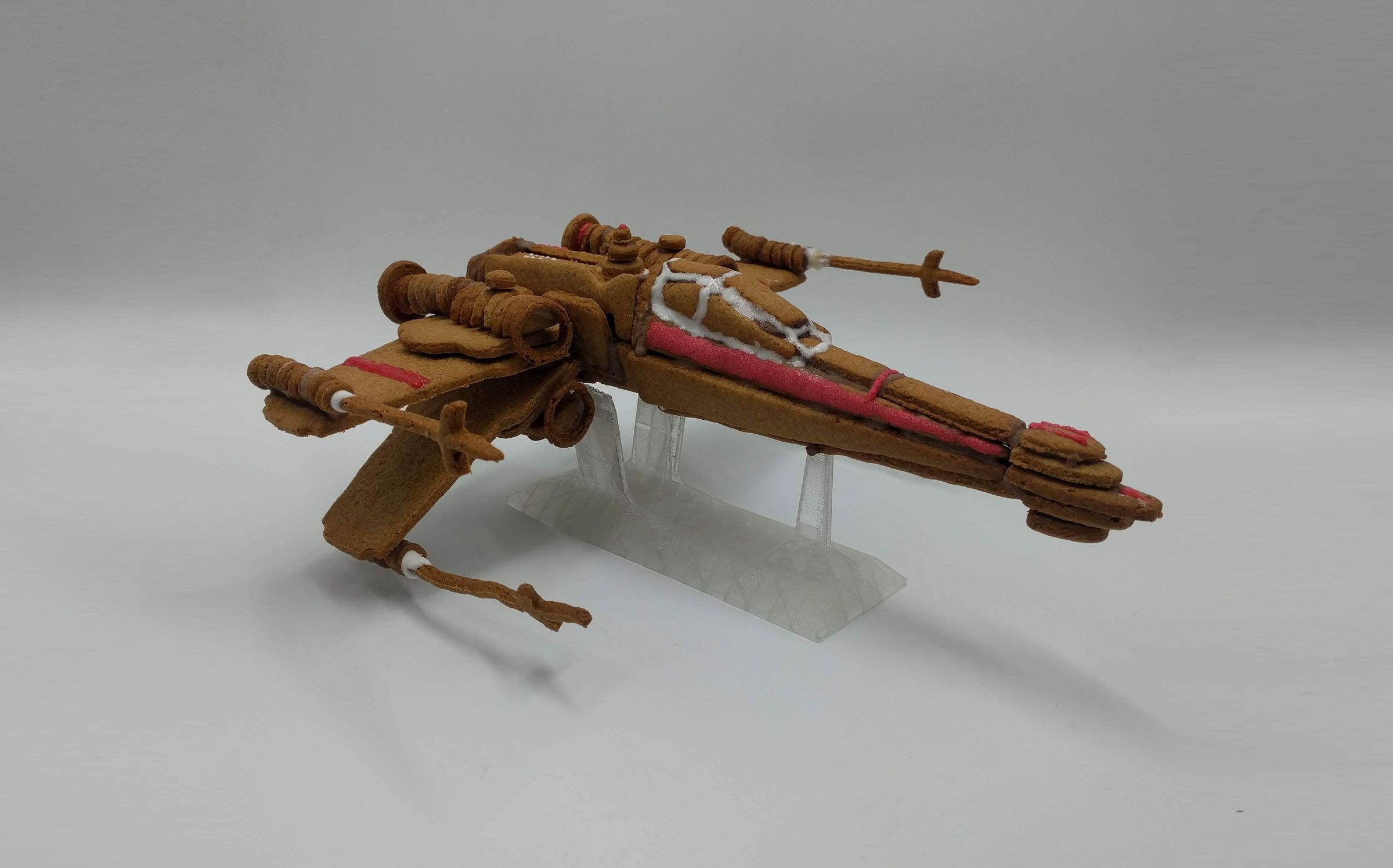 X-wing - Star Wars Gingerbread : 8 Steps (with Pictures) - Instructables