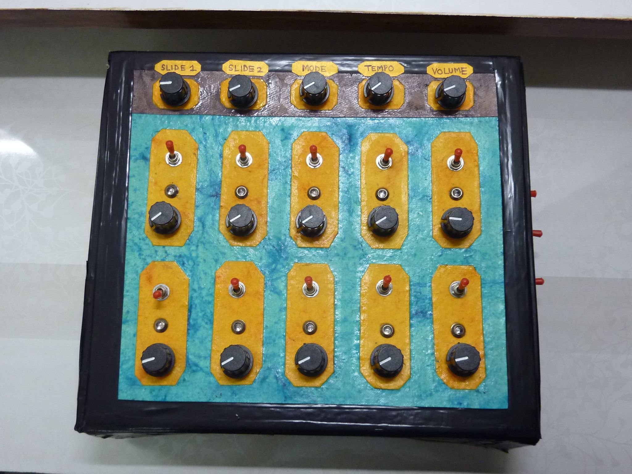 10 Step Analog Sequencer : 14 Steps (with Pictures) - Instructables