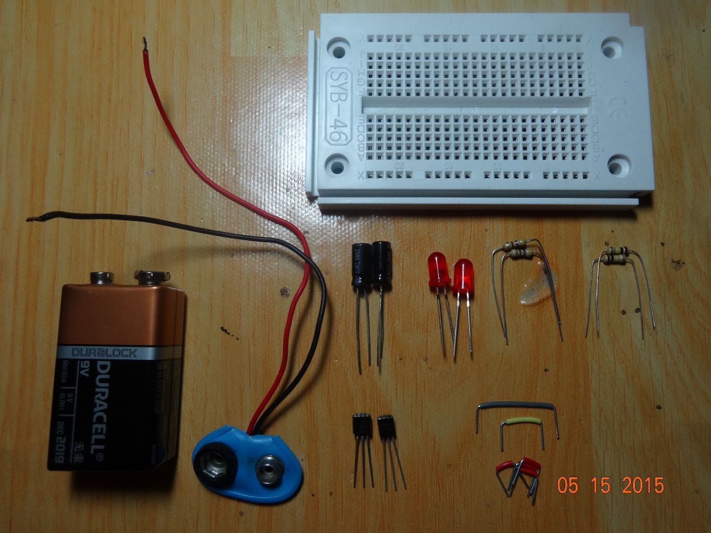 Dual LED Flasher : 6 Steps (with Pictures) - Instructables