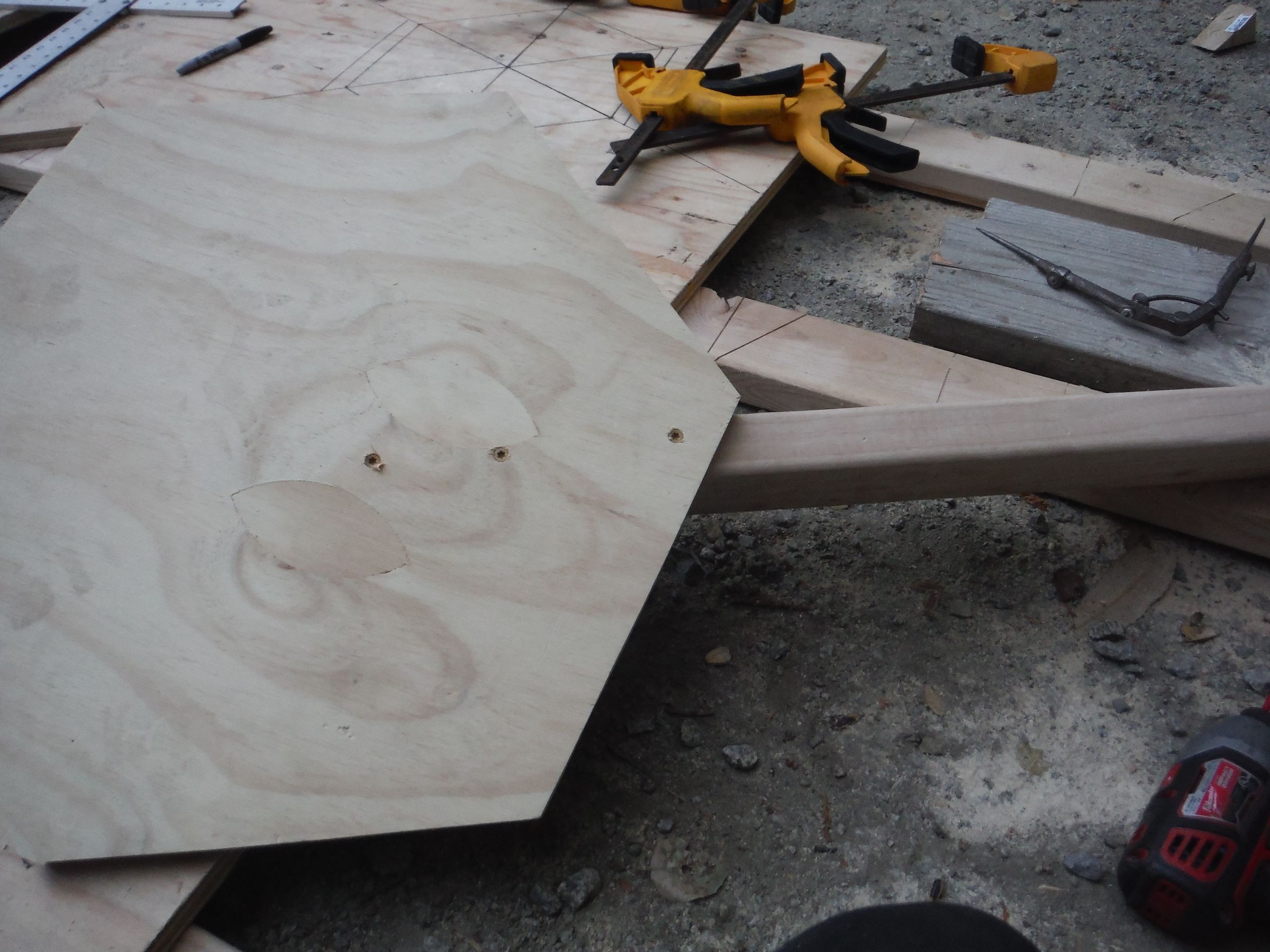 How to Build a Hexagonal Picnic Table : 18 Steps (with Pictures ...