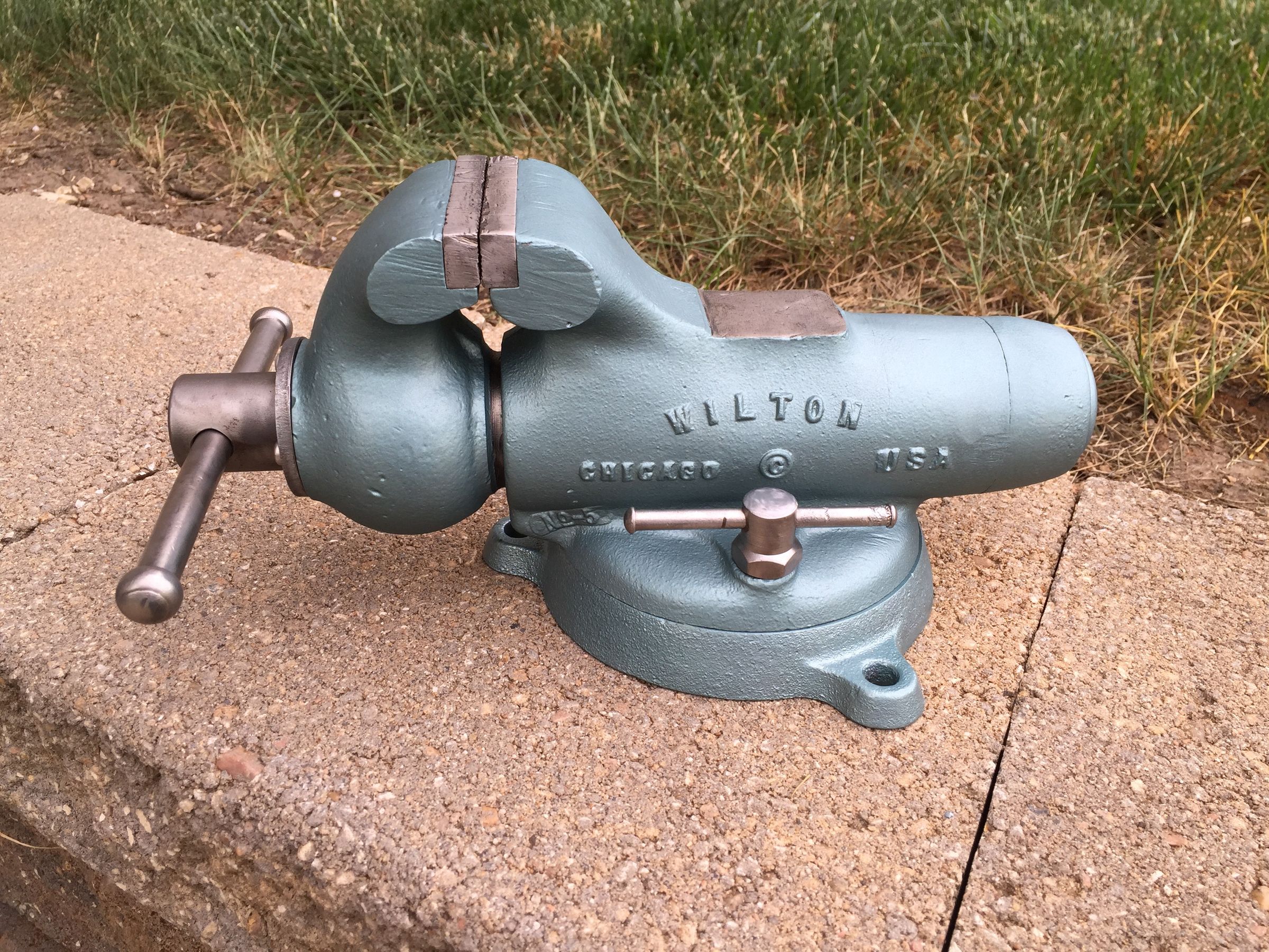 Restoration of Wilton Bullet Vise : 6 Steps (with Pictures) - Instructables