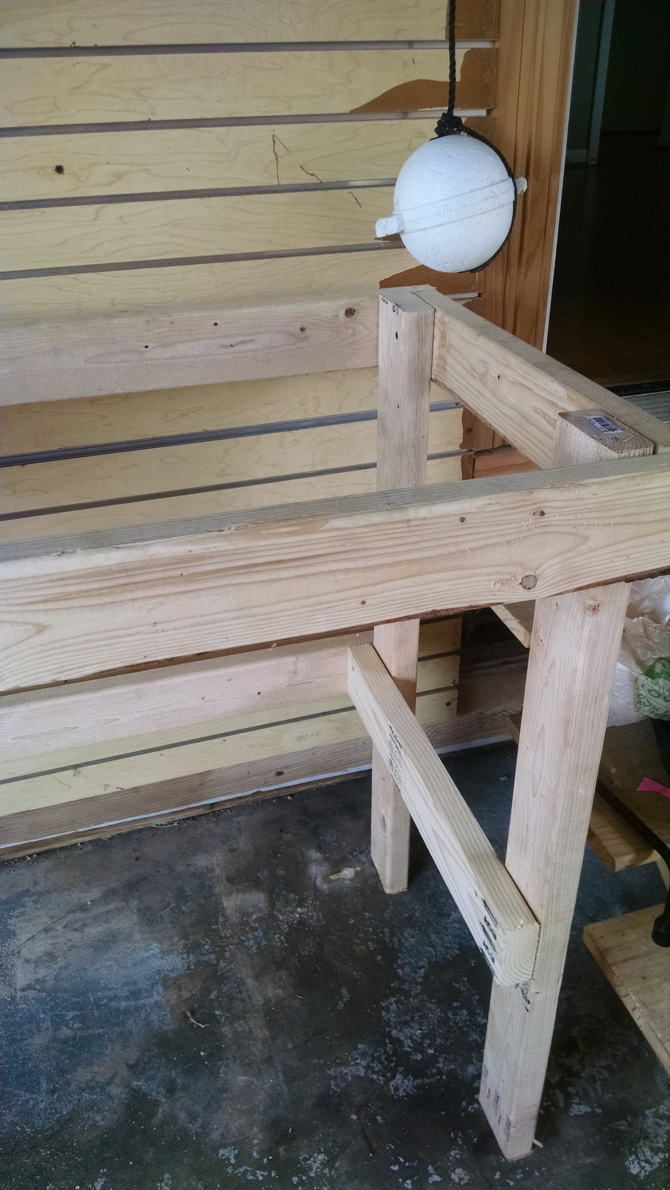 Garage Workbench : 5 Steps (with Pictures) - Instructables