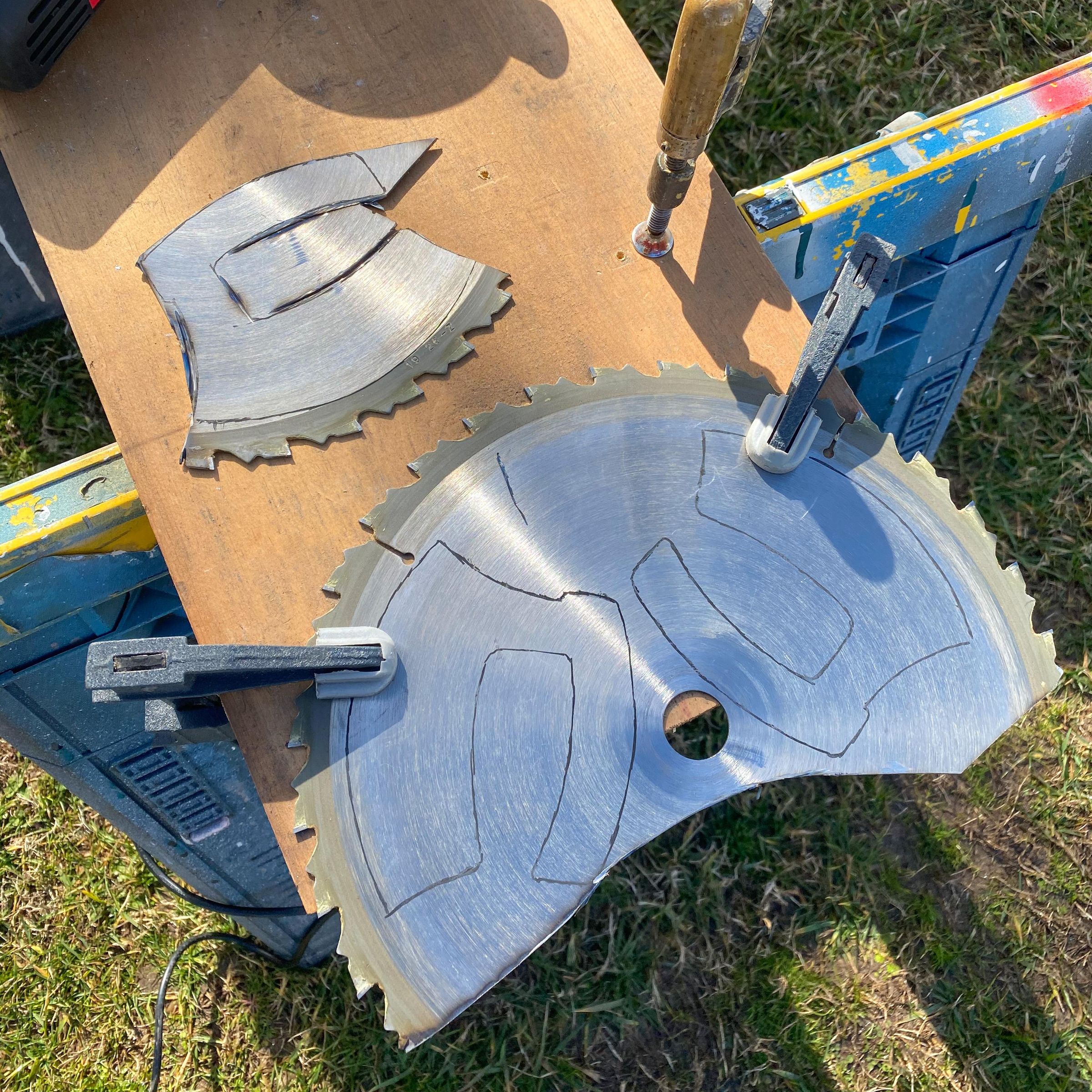 How to Make a Ulu Knife From a Old Saw Blade Plus a Bonus Cutting Board ...