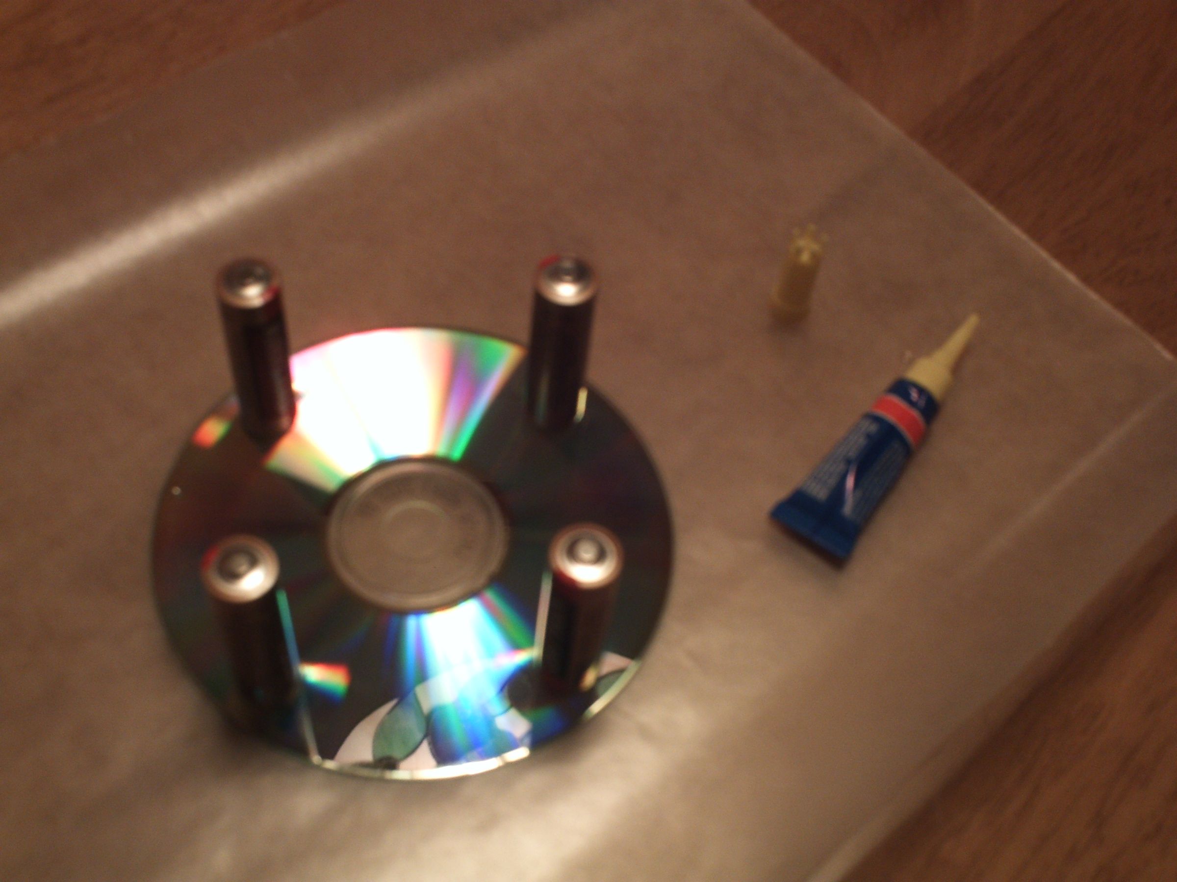 CD Table : 4 Steps - Instructables