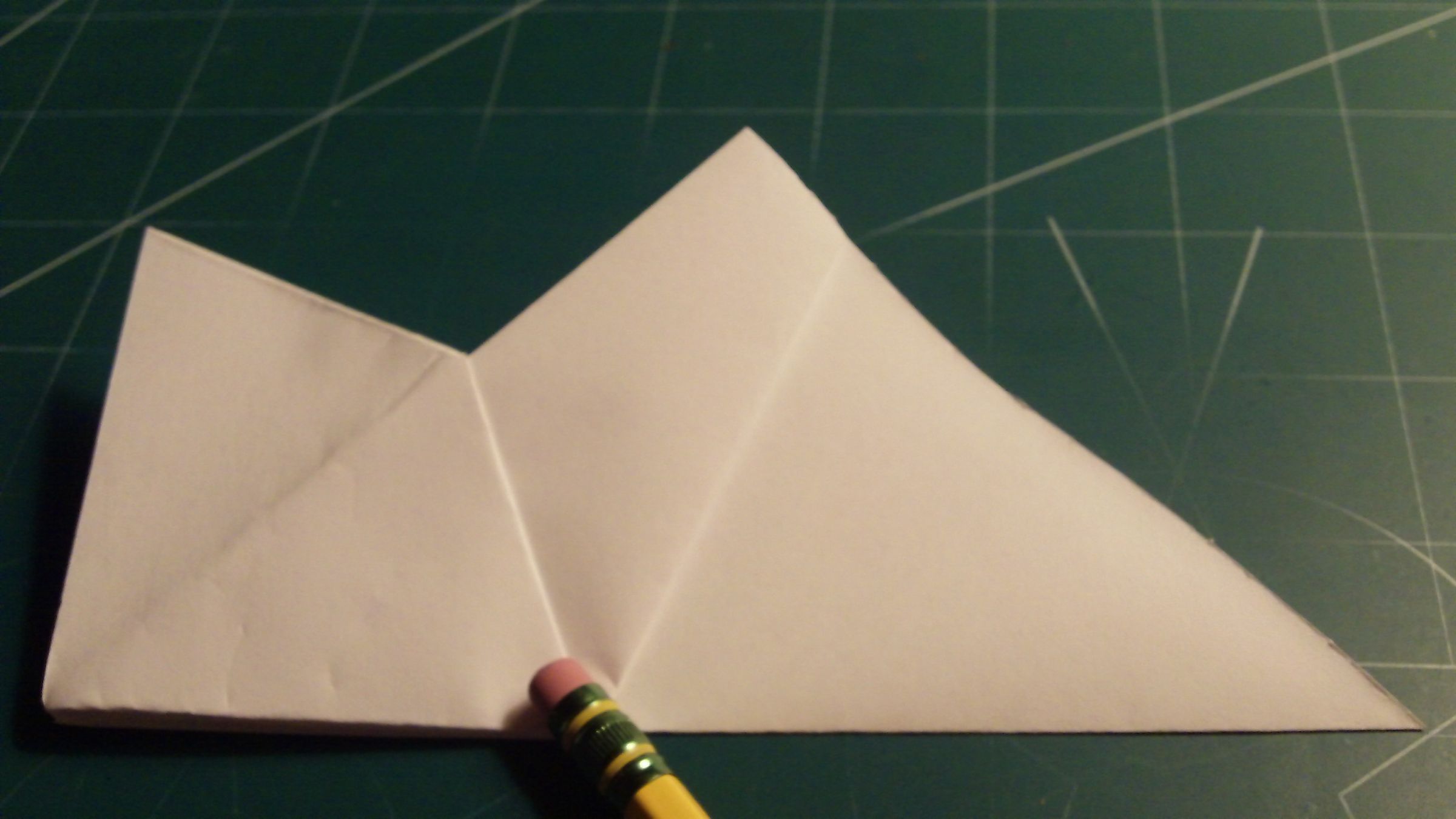 How to Make the Starfire Paper Airplane : 9 Steps - Instructables