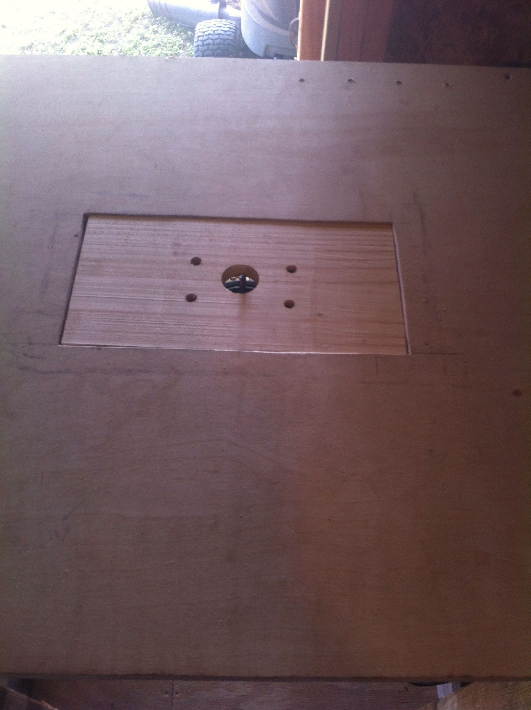 Router Table : 4 Steps - Instructables