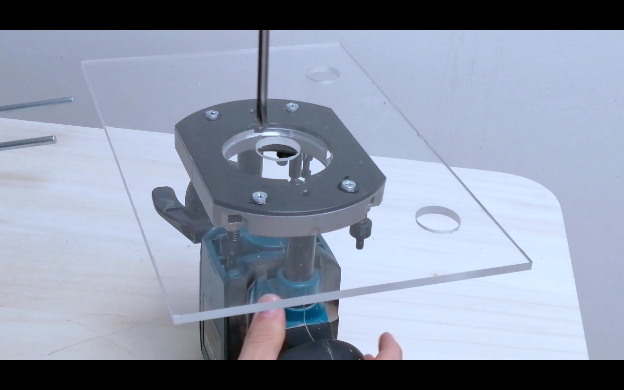 My First Ever Router Table! : 8 Steps (with Pictures) - Instructables