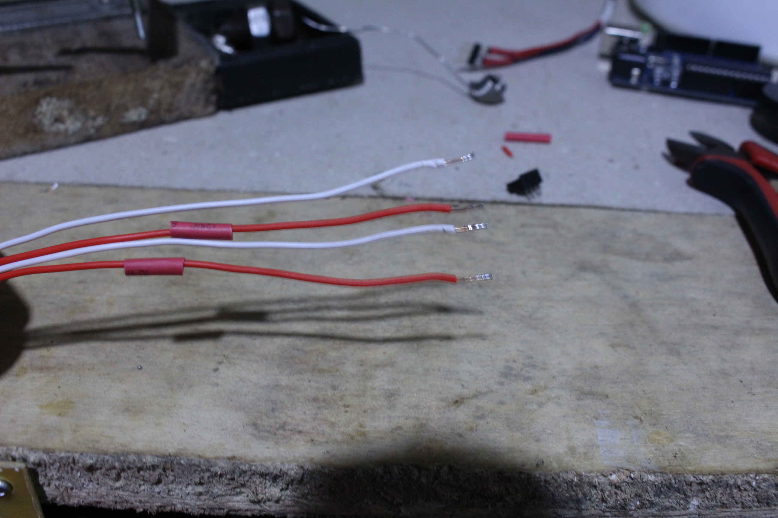 DIY Very Cheap Arduino 4-pin Connector : 5 Steps - Instructables