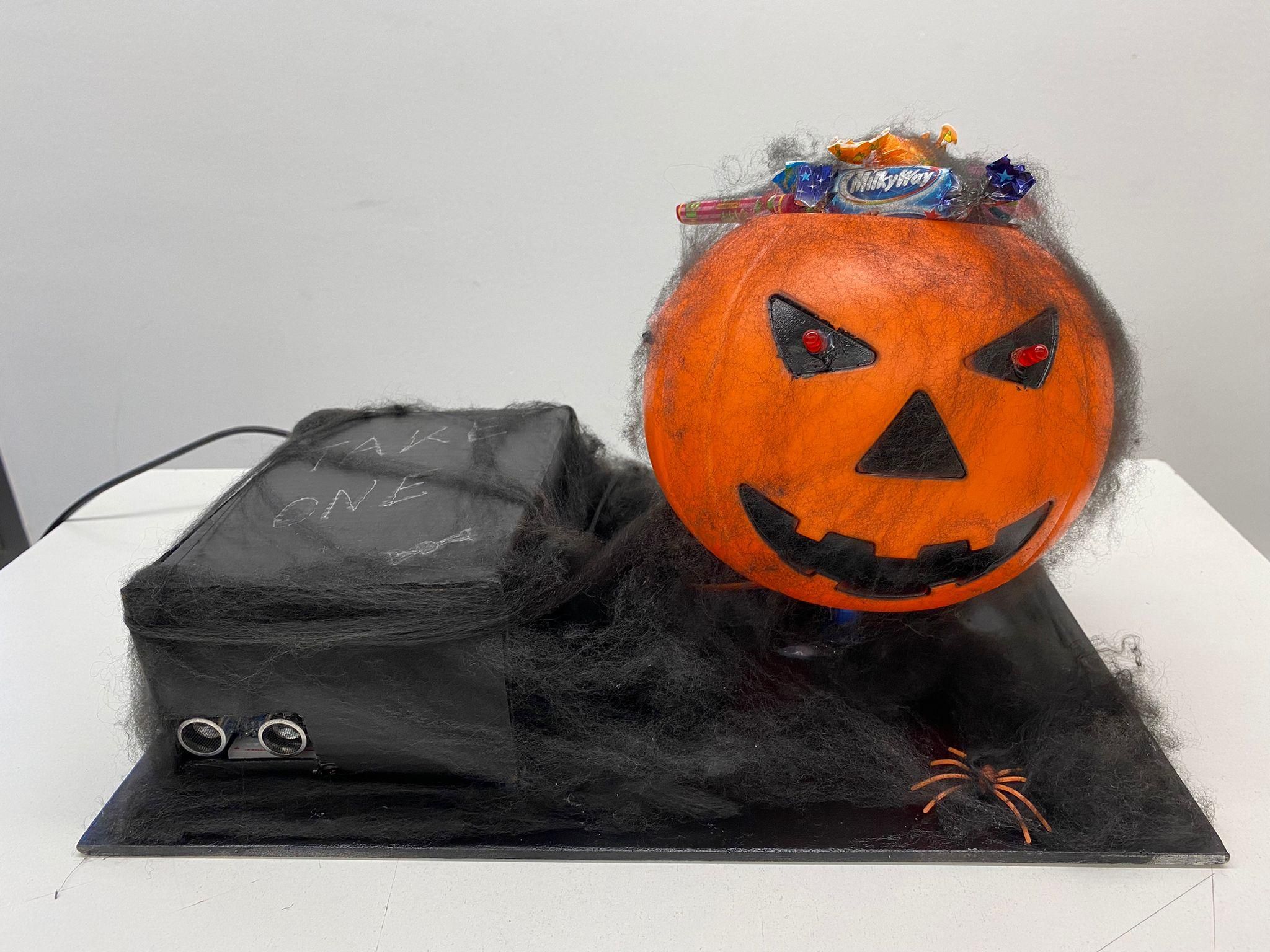 Arduino Terrorific Pumpkin : 8 Steps - Instructables