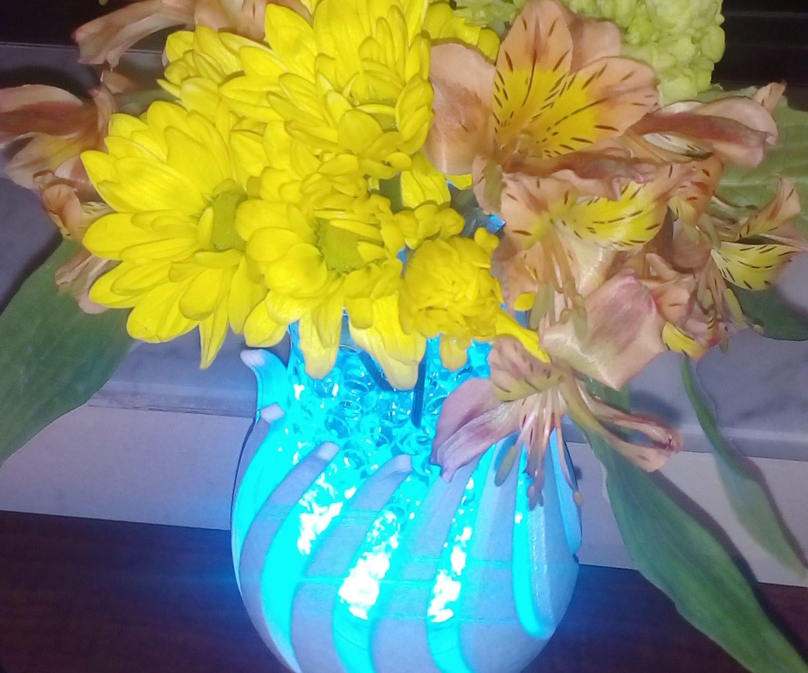 Customizable Kinetic Flower Vase : 9 Steps (with Pictures) - Instructables