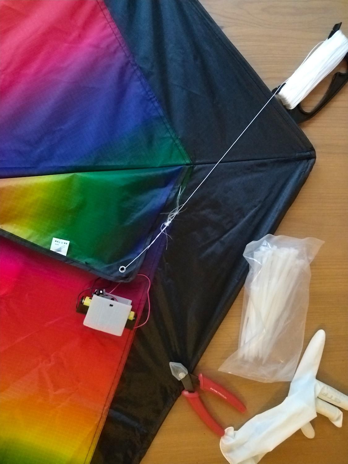 The All-seeing Kite : 4 Steps (with Pictures) - Instructables