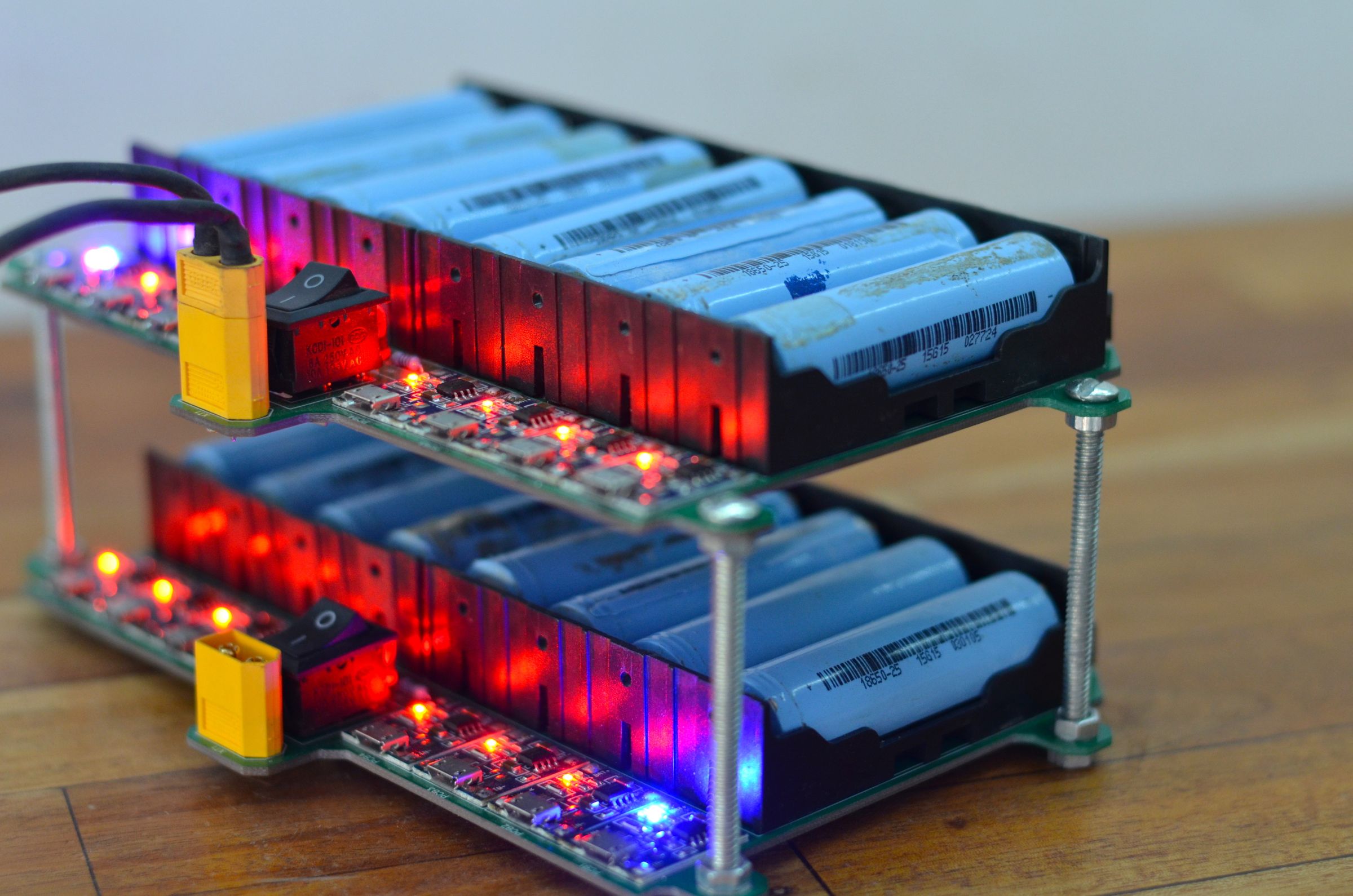 DIY 18650 Lithium Ion Cells Charging Grid : 7 Steps (with Pictures ...