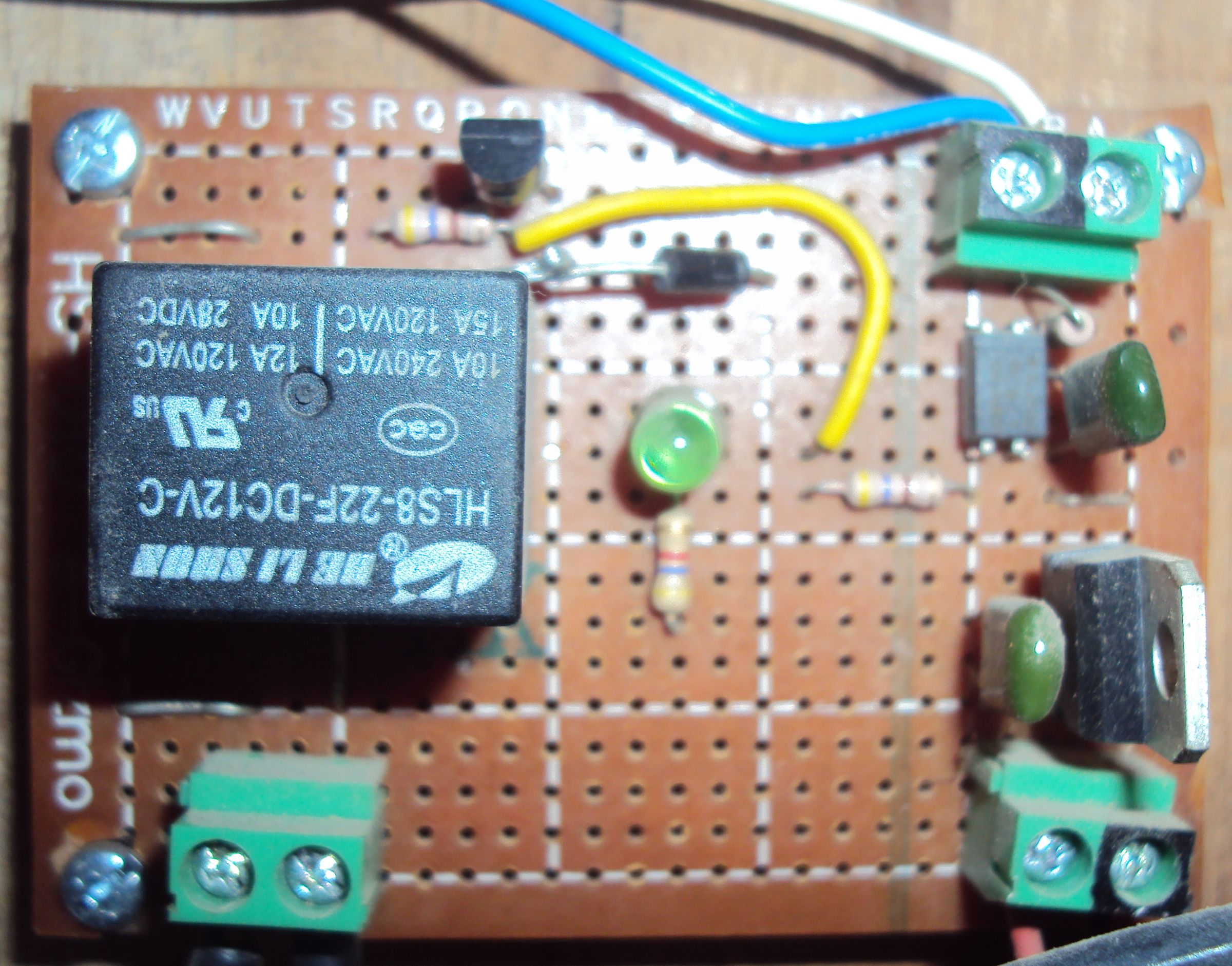 Home Automation/ Control a Relay With Your Parallel Port : 7 Steps ...