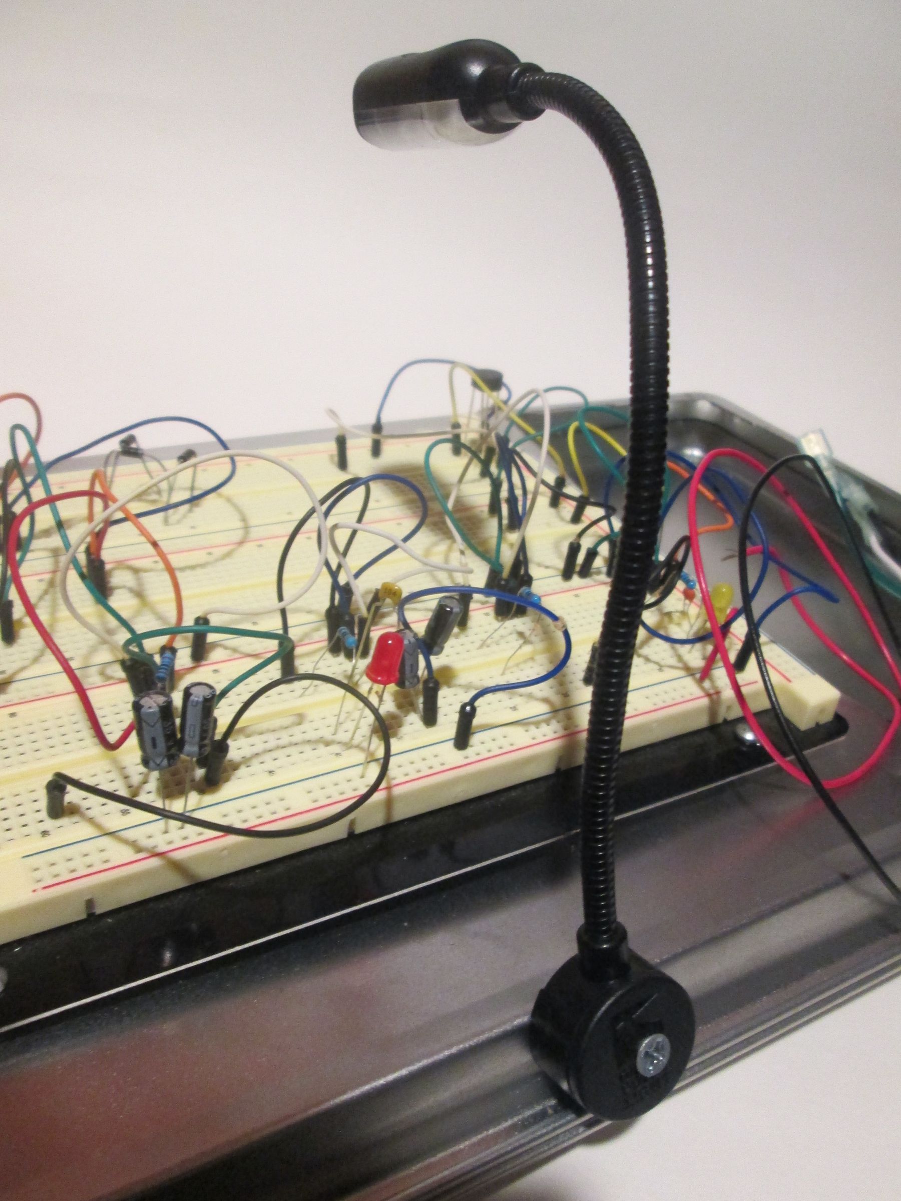 Powered Breadboard Workstation : 6 Steps (with Pictures) - Instructables