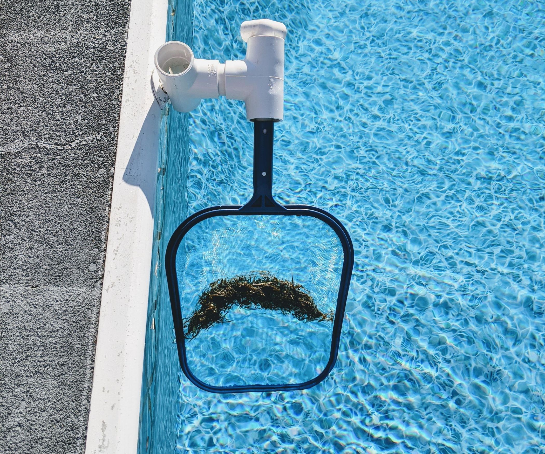 Effortless Pool Skimmer - Easy to Make : 4 Steps (with Pictures ...